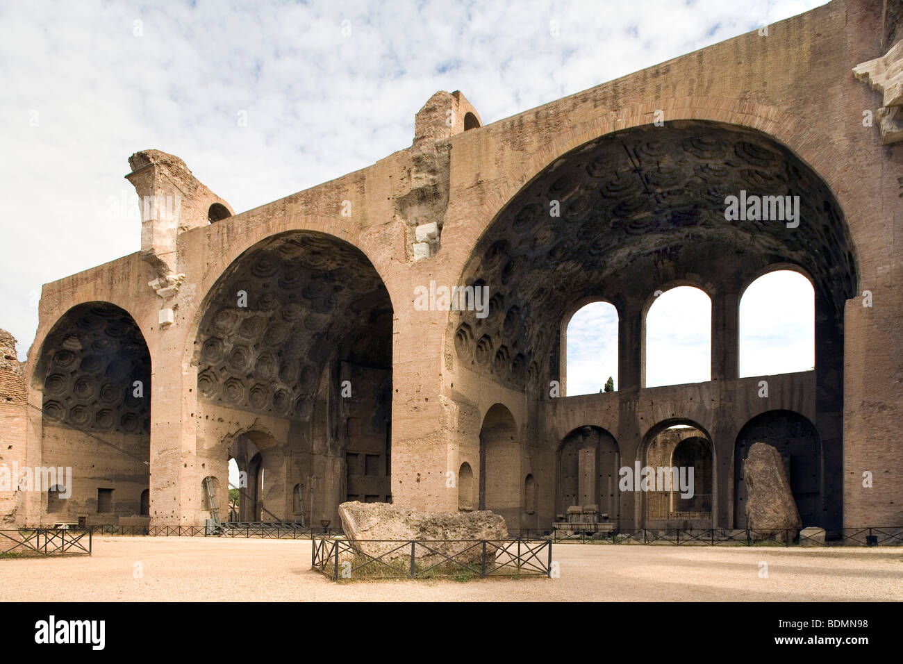 Maxentiusbasilika hi-res stock photography and images - Alamy