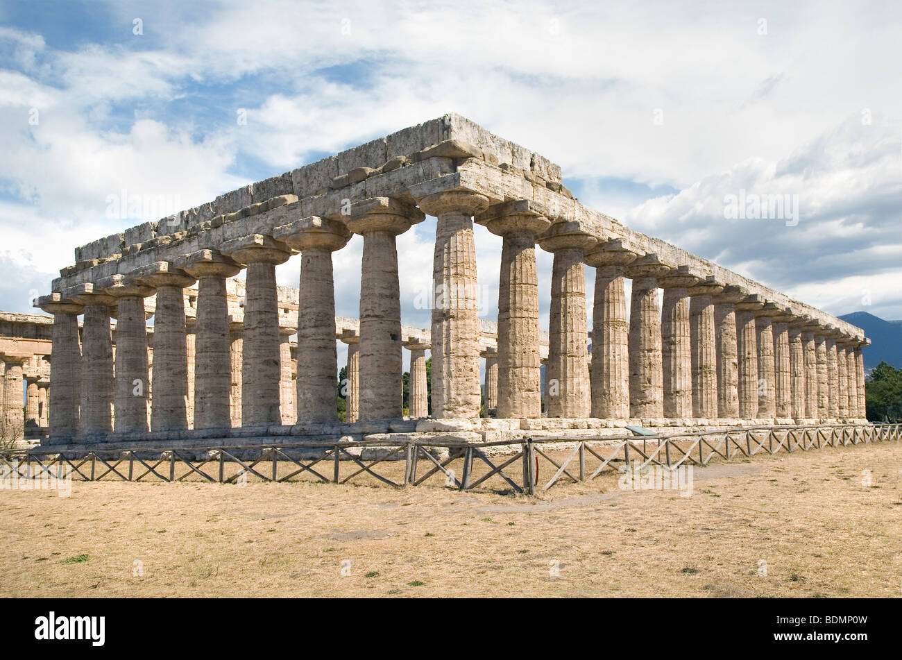 Paestum, Hera-Tempel, archaische Basilika (um 540 v. Chr Stock Photo ...