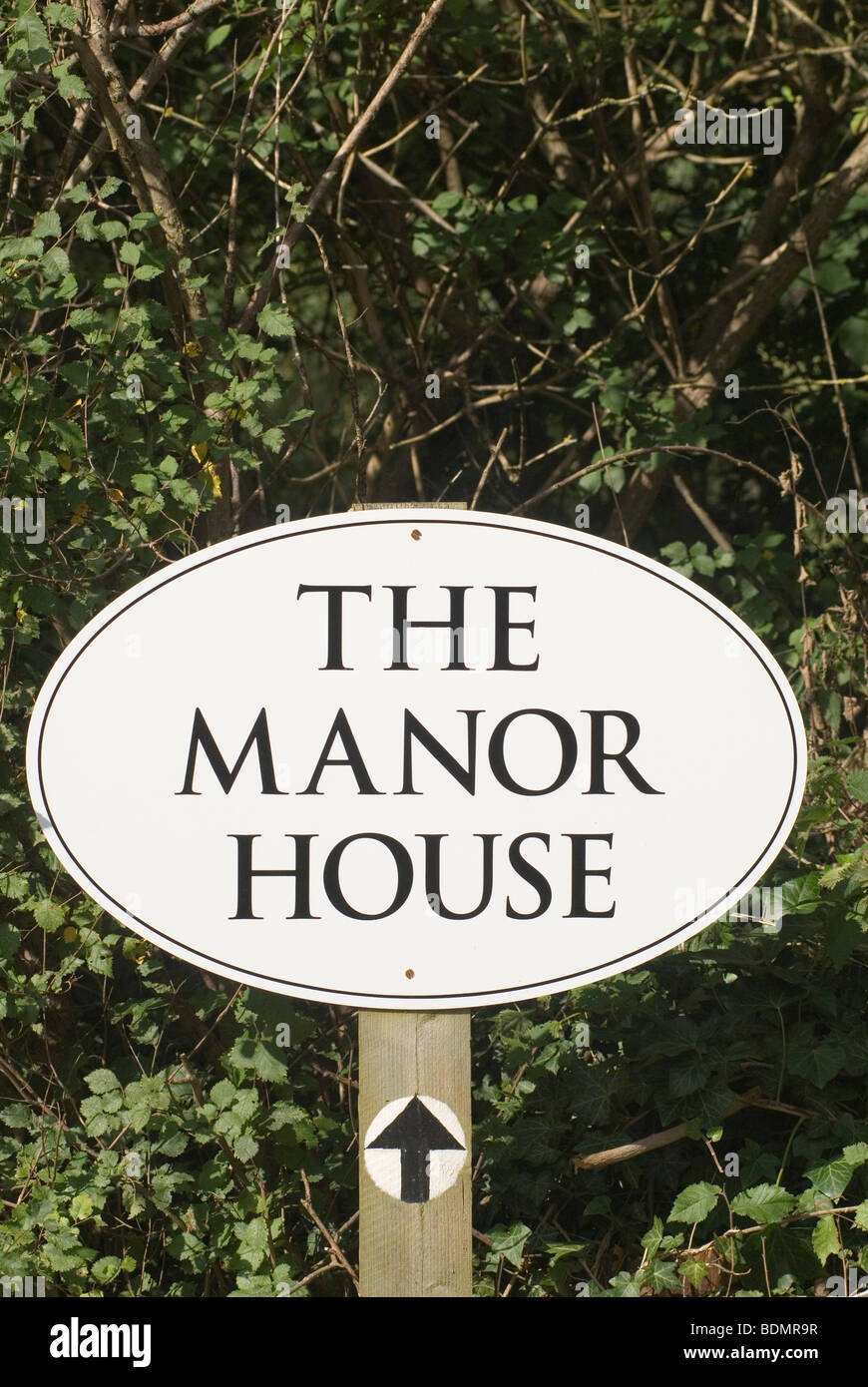 Country house sign hi-res stock photography and images - Alamy