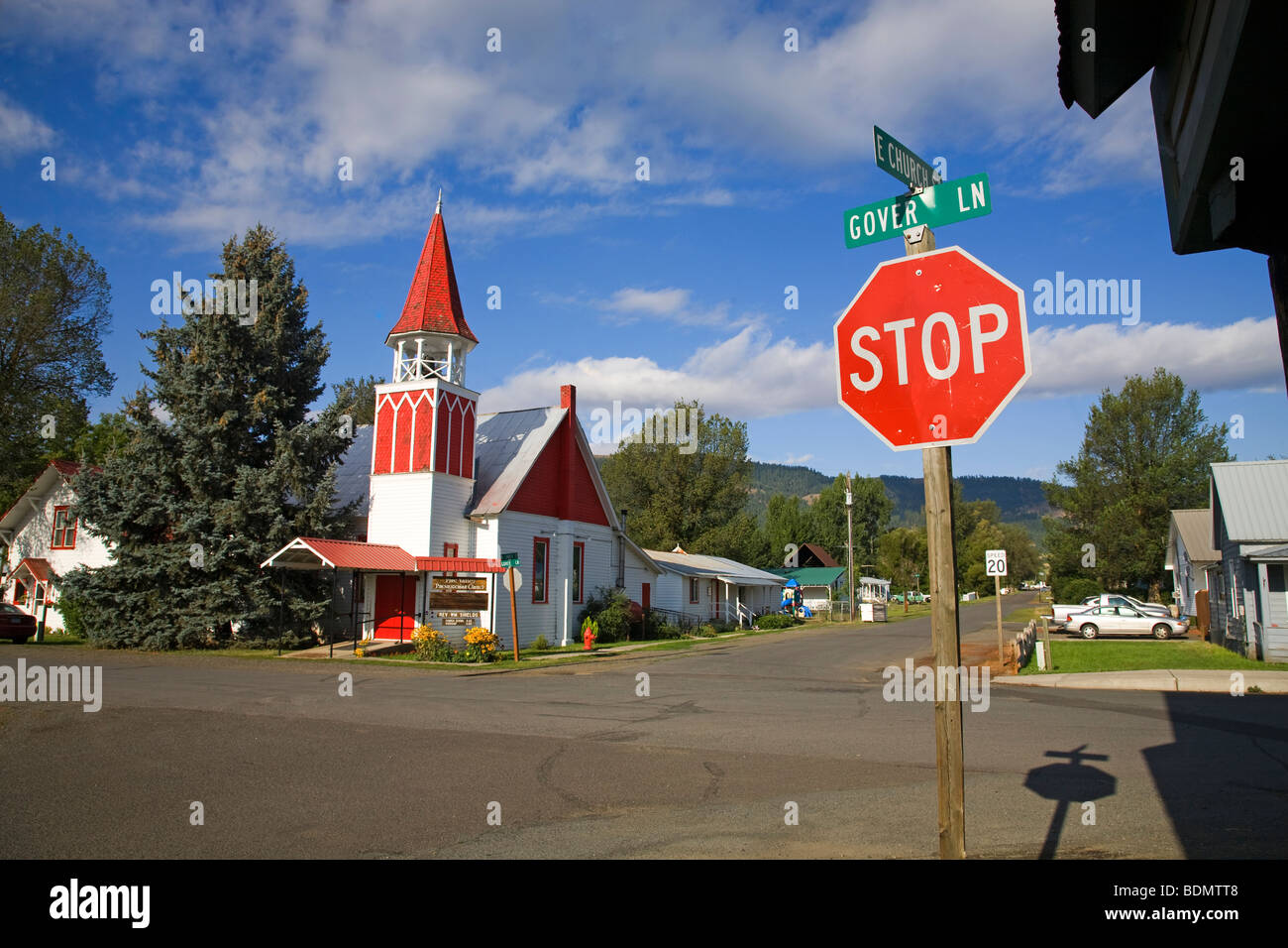 100 year old church hi-res stock photography and images - Alamy
