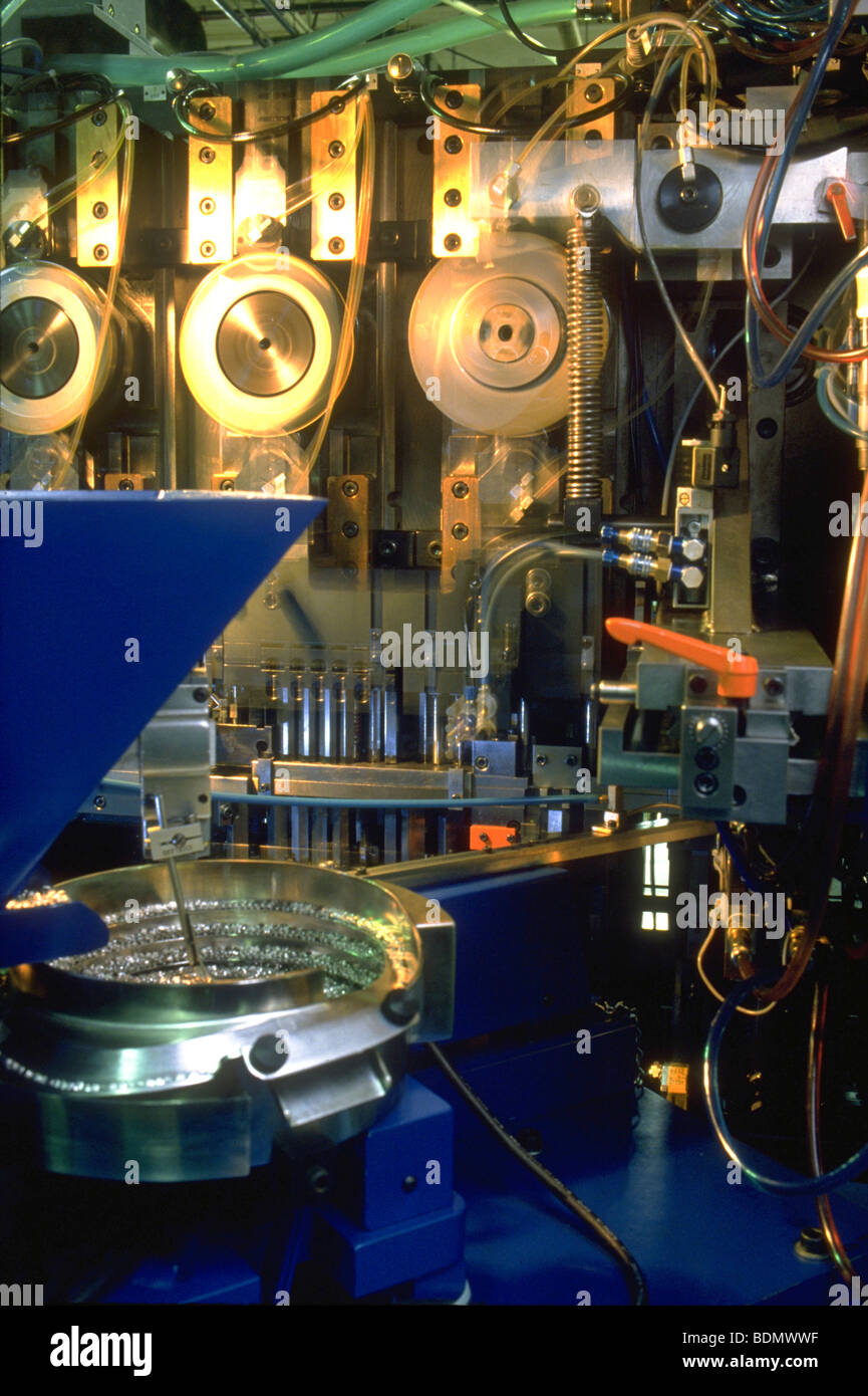 Metal stamping hi-res stock photography and images - Alamy