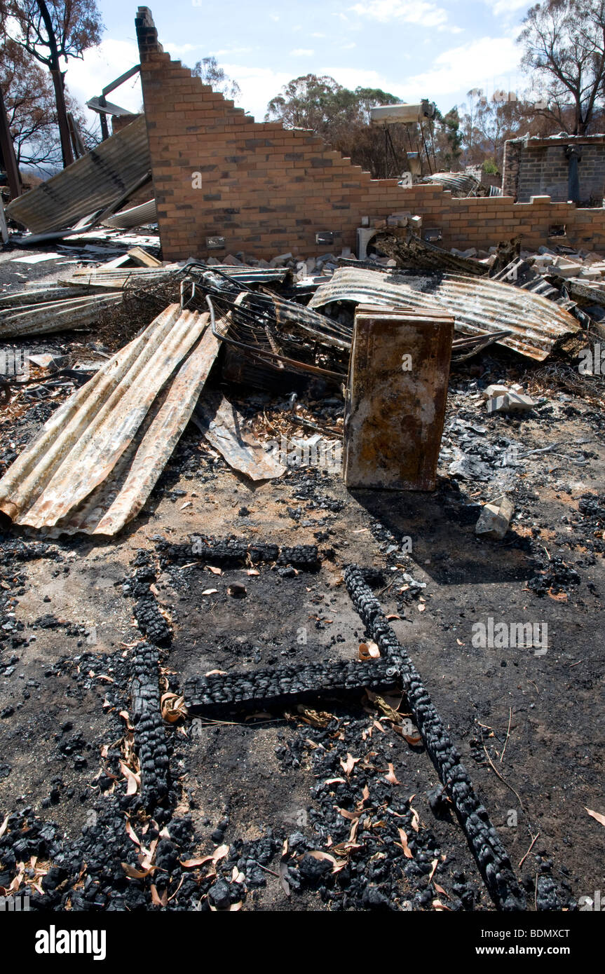 Devastation after bushfires Stock Photo - Alamy