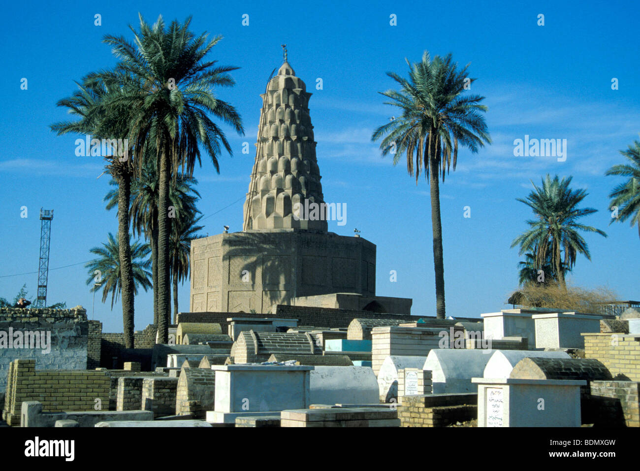 Baghdad war cemetery hi-res stock photography and images - Alamy