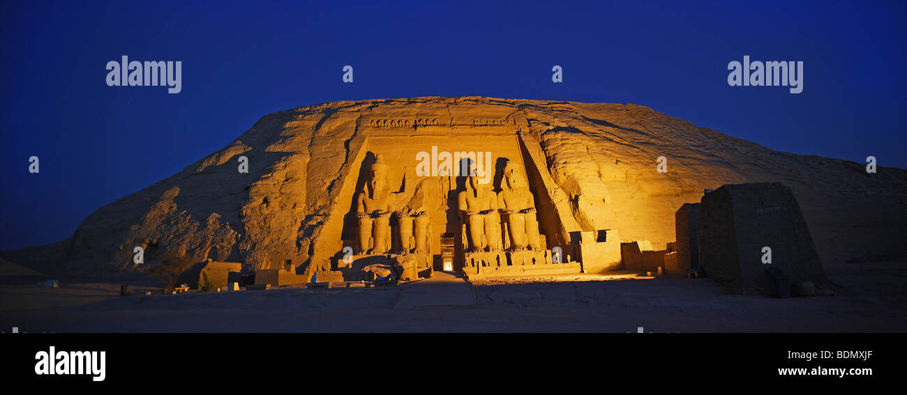 Abu simbel ramses ii hi-res stock photography and images - Alamy