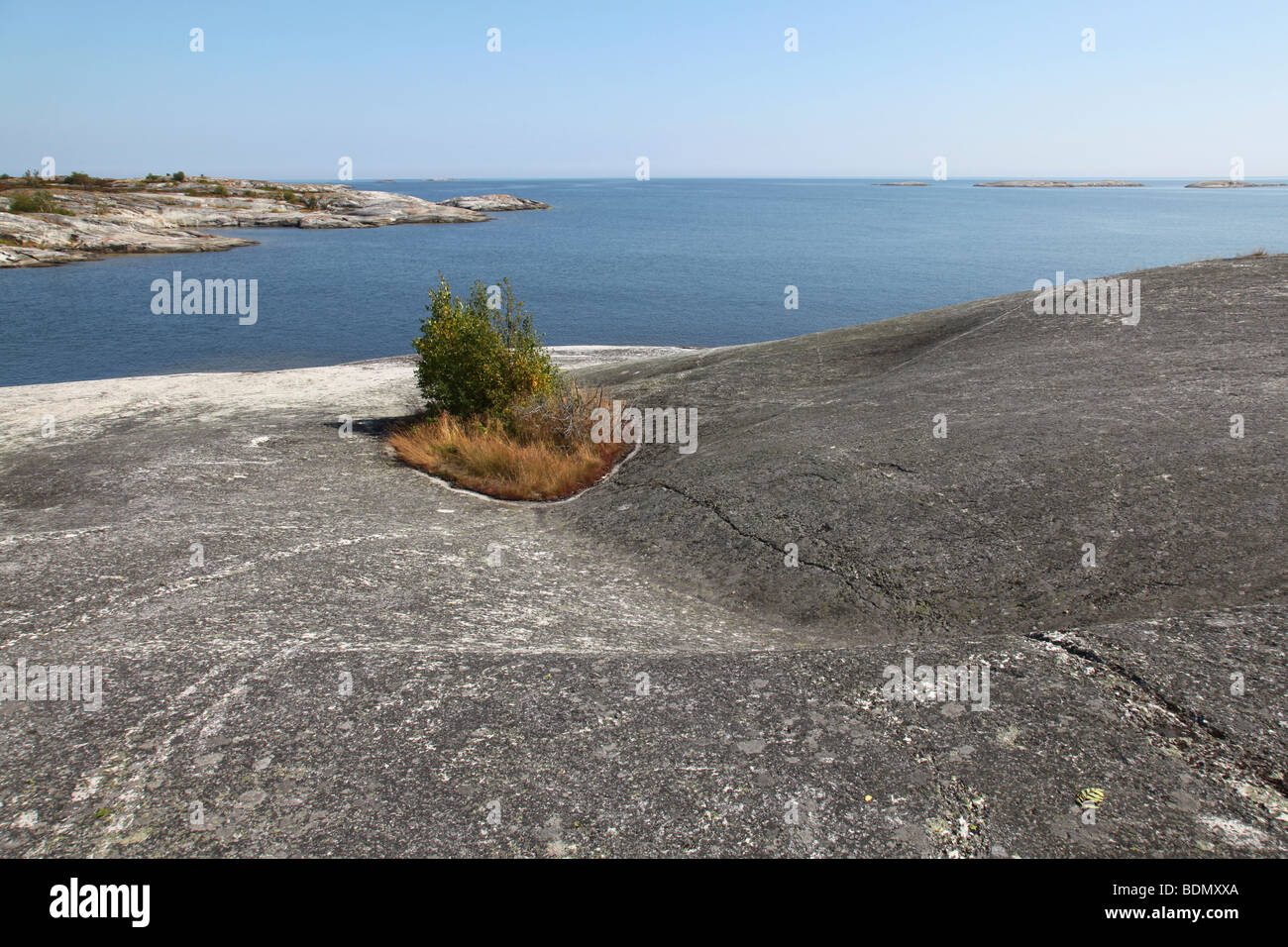 Large flat stone hi-res stock photography and images - Alamy