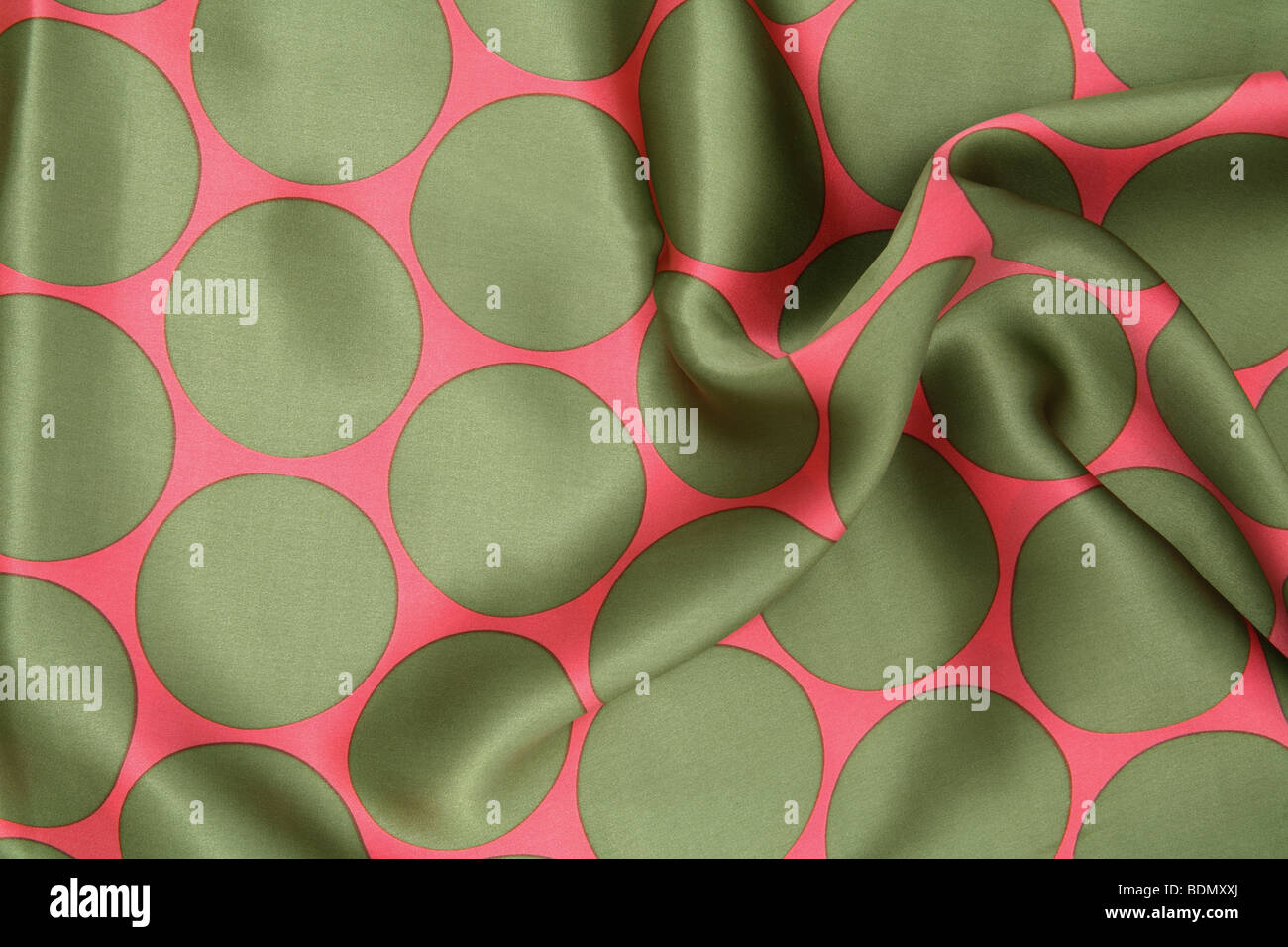 Pink polka dots hi-res stock photography and images - Alamy