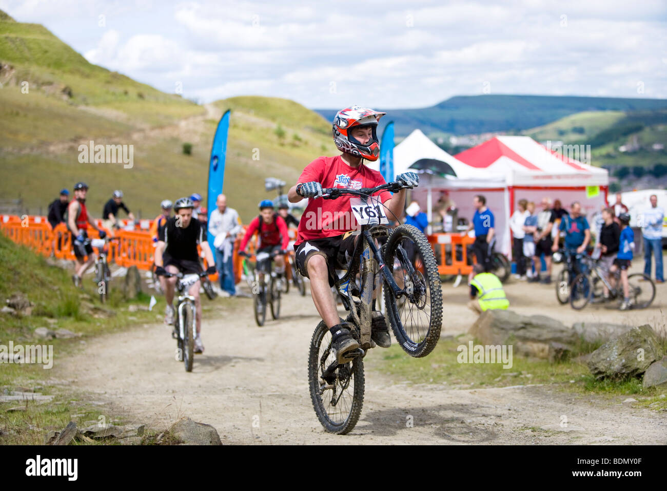 Mountain bike race start hi-res stock photography and images - Alamy