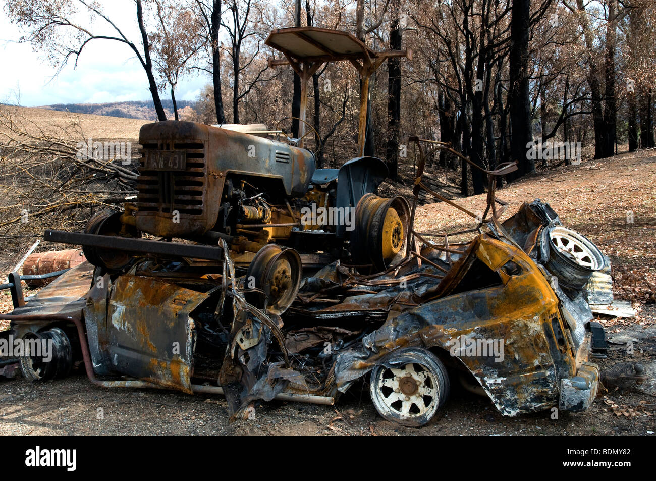 Burnt out vehicles hi-res stock photography and images - Alamy