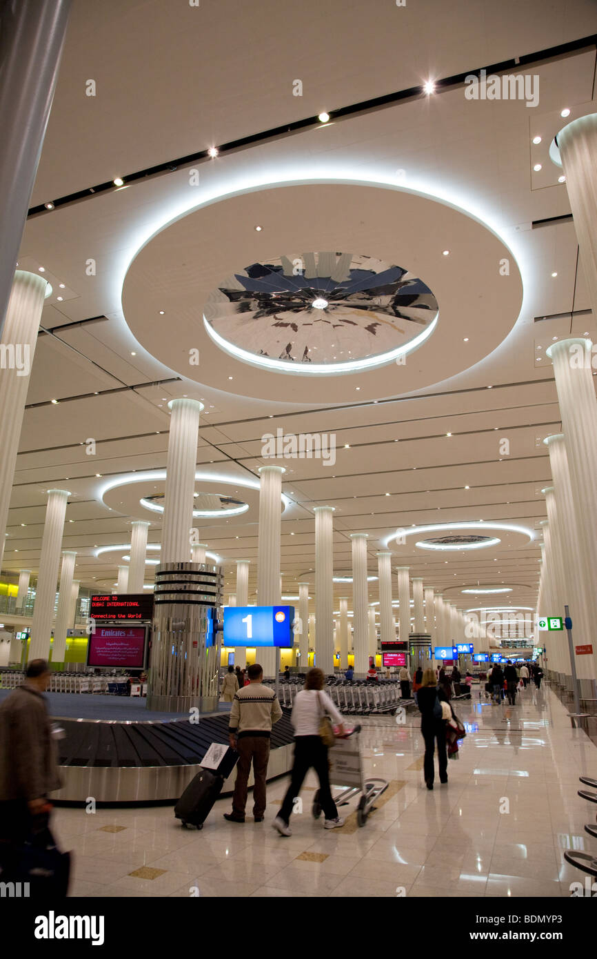 Arrivals hall concourse dubai airport uae pax Stock Photo - Alamy