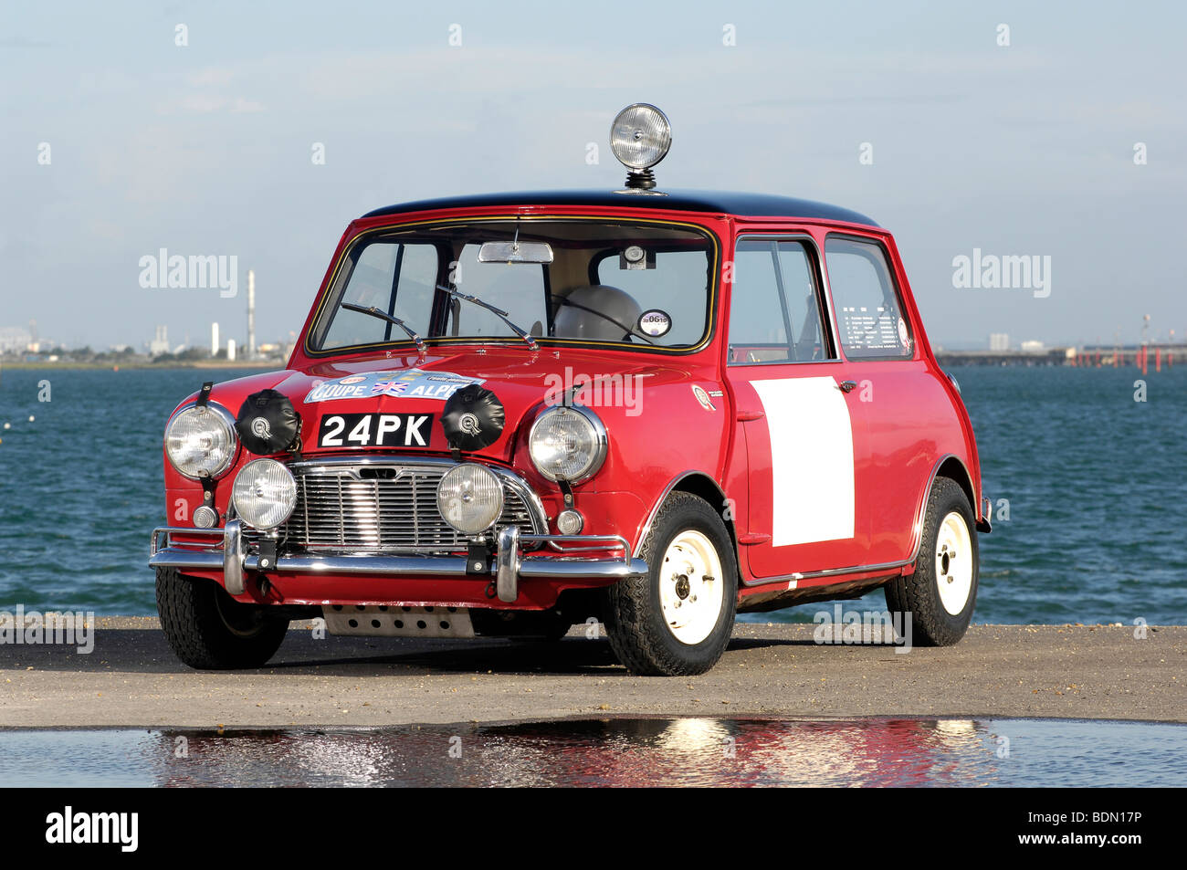 Austin mini hi-res stock photography and images - Alamy