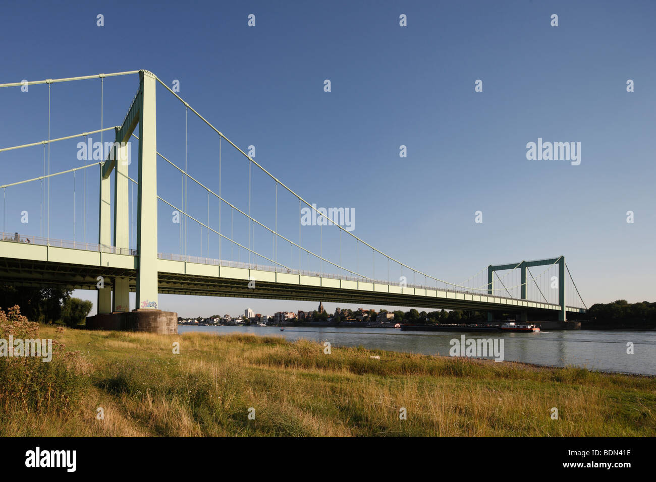Rodenkirchener bruecke hi-res stock photography and images - Alamy