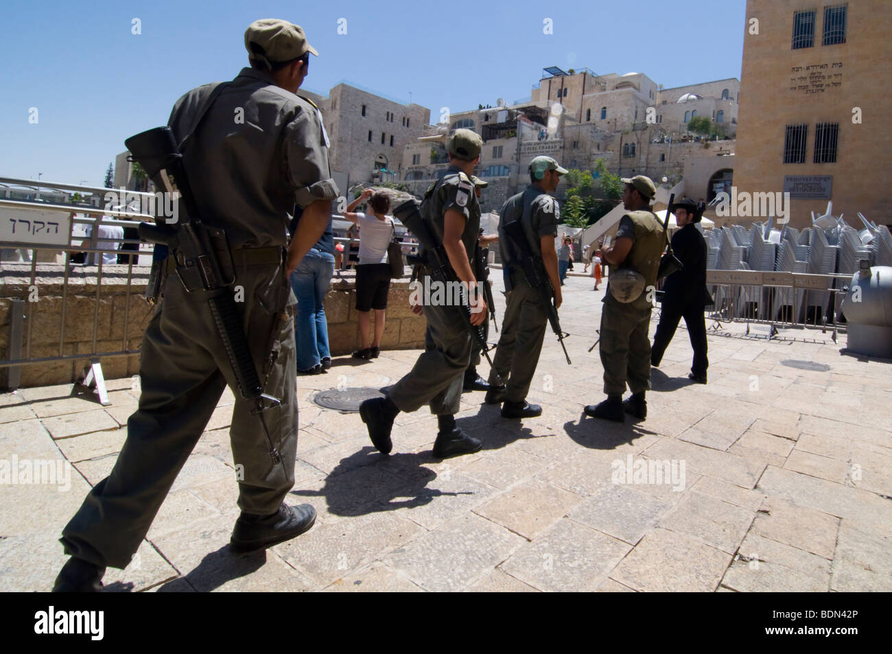 Israeli police force hi-res stock photography and images - Alamy