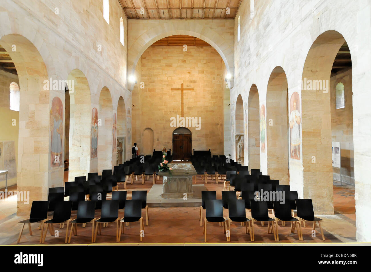 Burial place of the Hohenstaufer dynasty, nave, Kloster Lorch monastery ...
