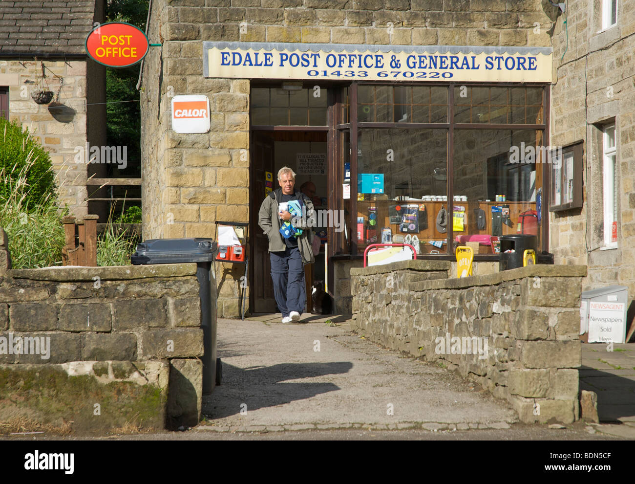 Edale village hi-res stock photography and images - Alamy