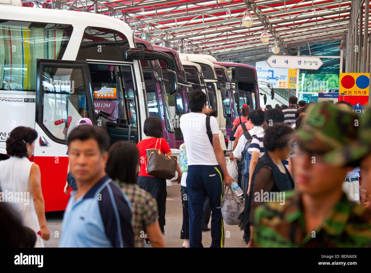 Busy bus station in Seoul South Korea Stock Photo - Alamy