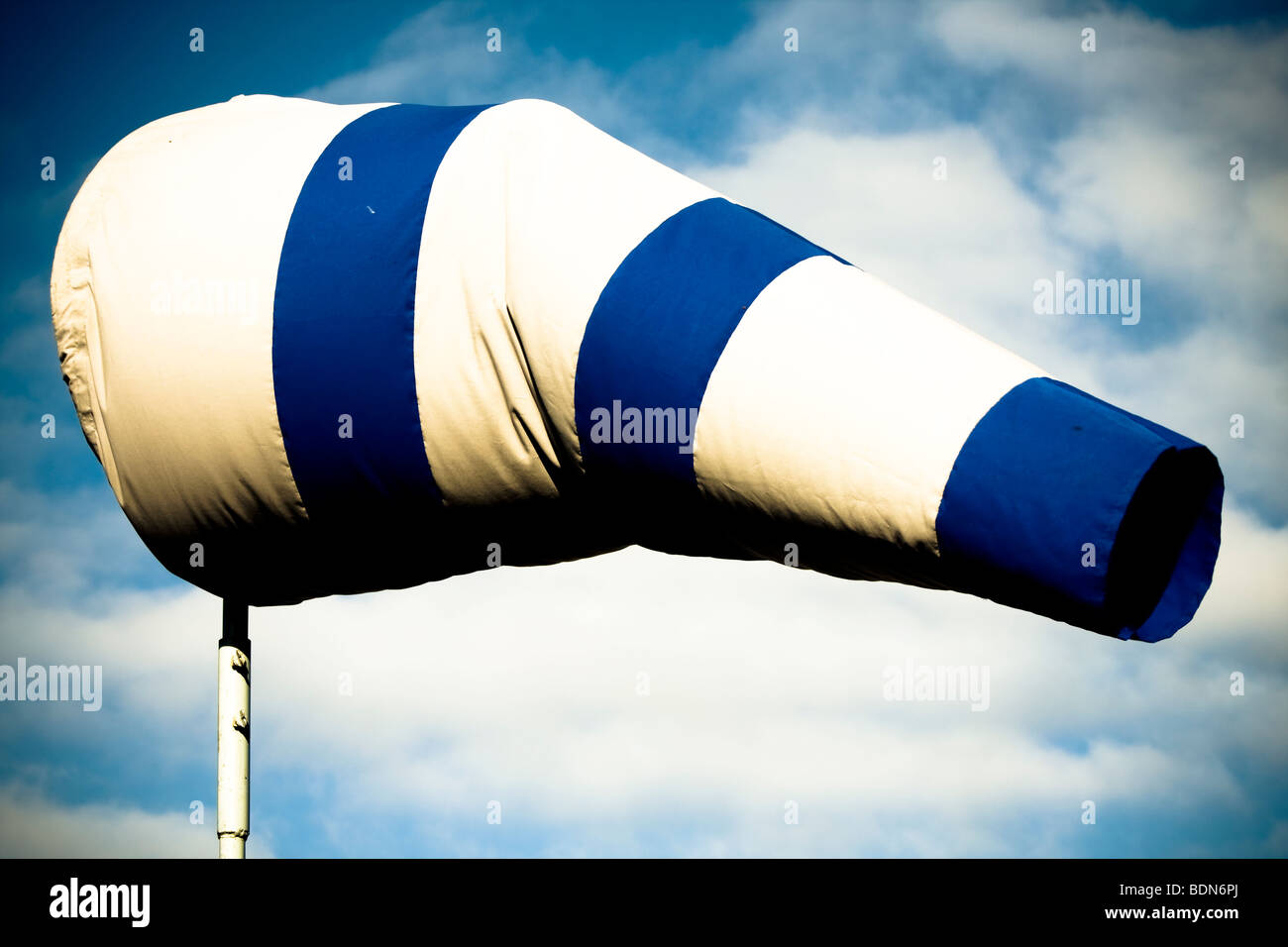 Wind direction hi-res stock photography and images - Alamy