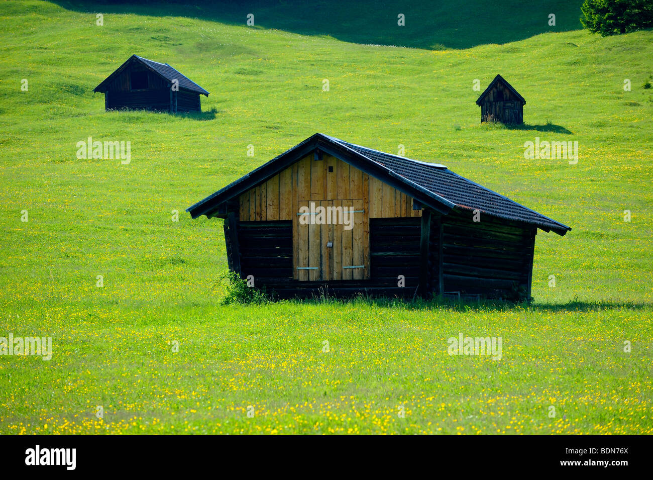 Small huts exterior hi-res stock photography and images - Alamy