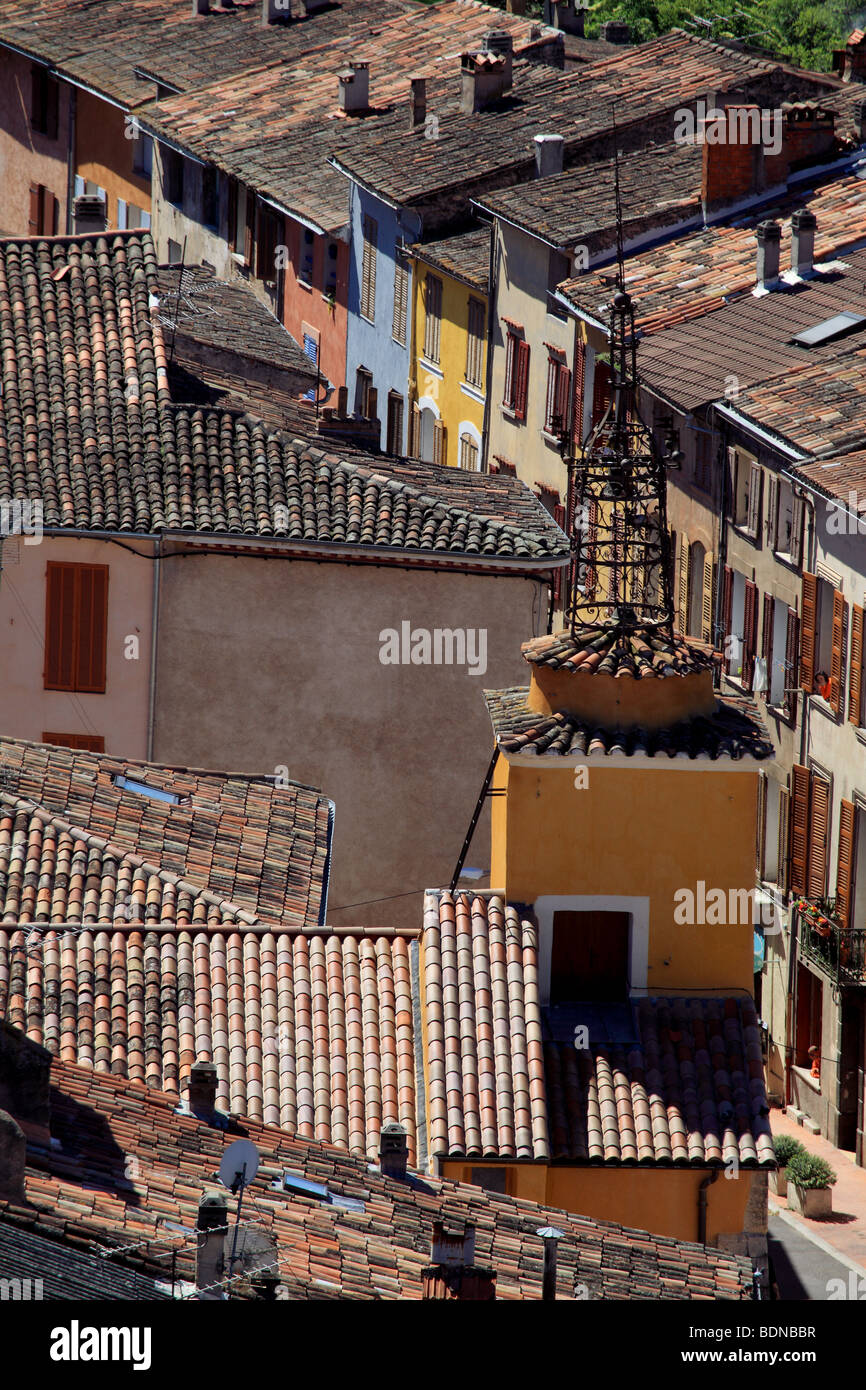 Overview of the Provence village of Salernes Stock Photo - Alamy