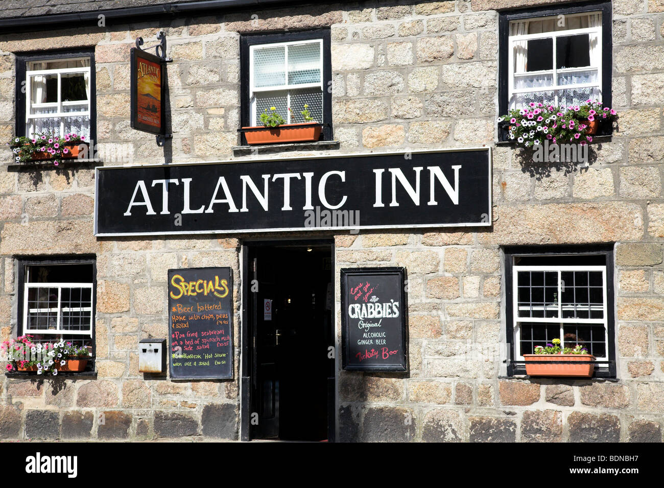 Atlantic pub hi-res stock photography and images - Alamy