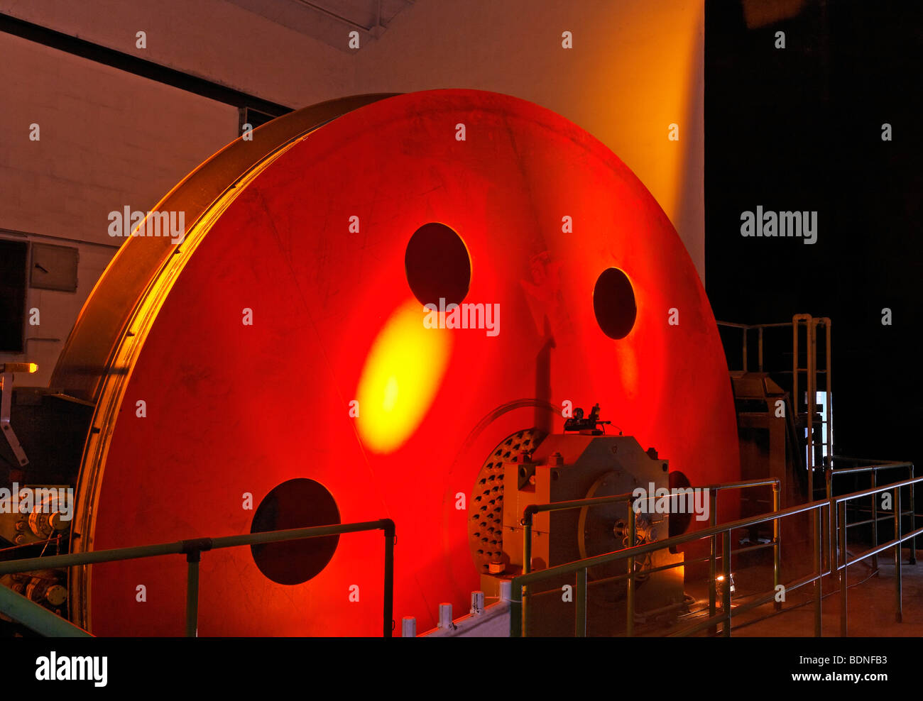 Hoisting machine, illuminated, disused mine Zeche Lohberg, ExtraSchicht ...