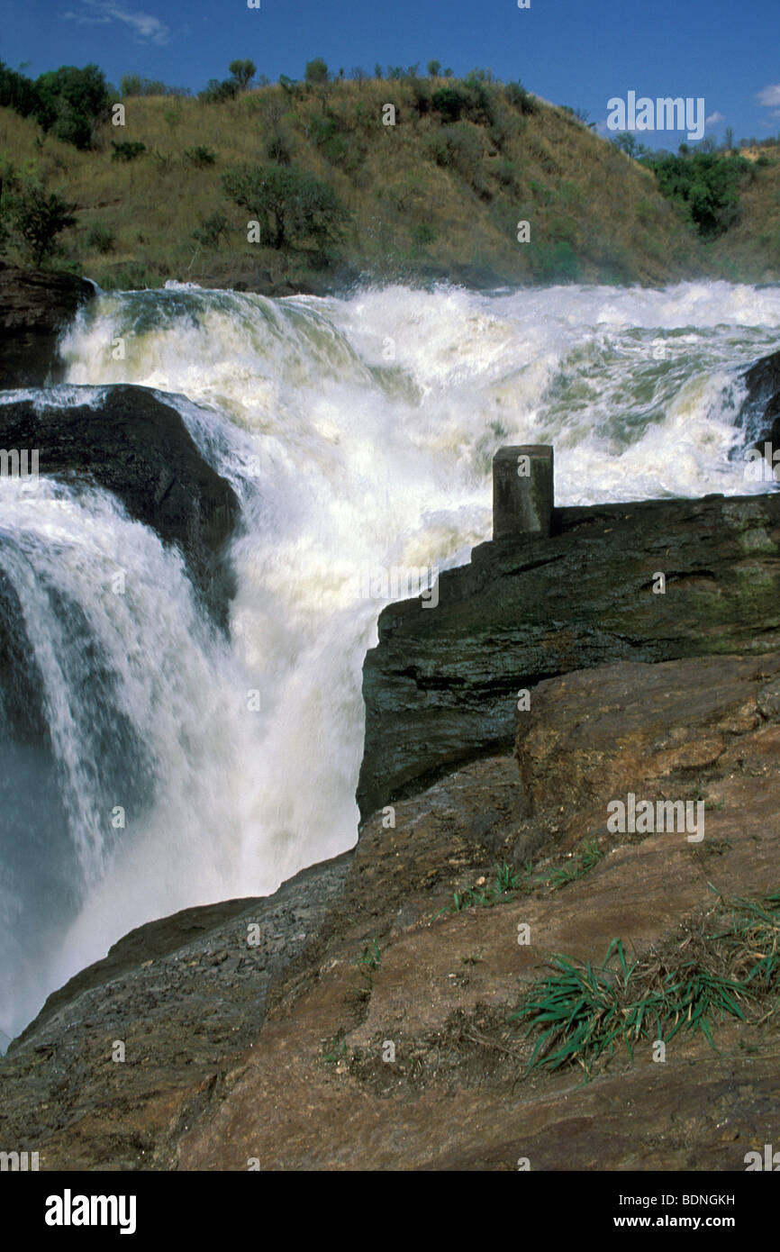 kenya, waterfall in the tsavo Stock Photo - Alamy