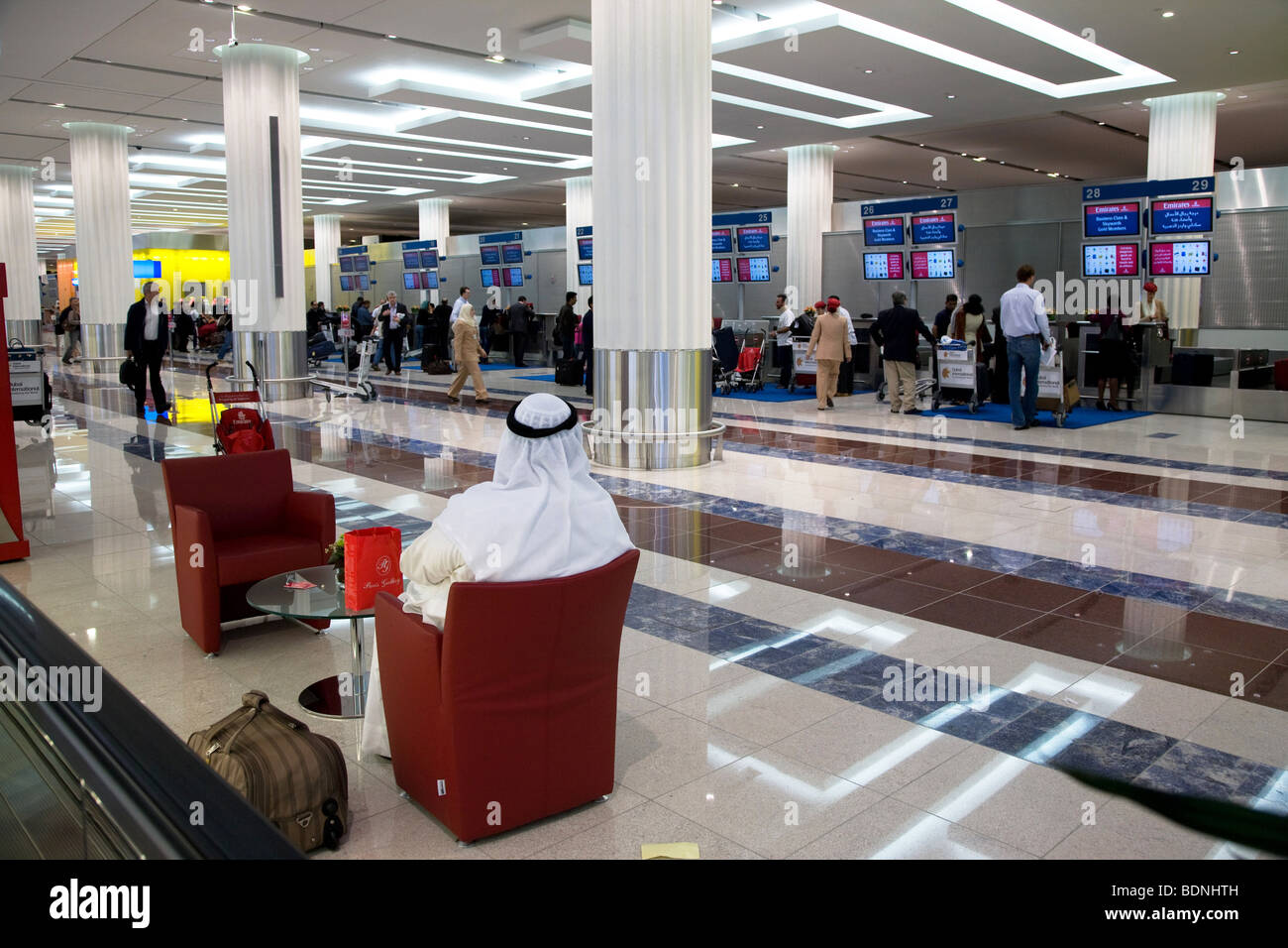 Check in hall hi-res stock photography and images - Alamy
