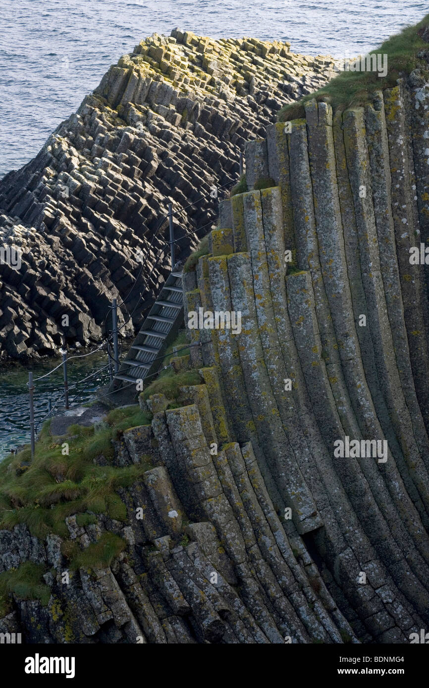 Volcanic basalt island colonnade sea hi-res stock photography and ...