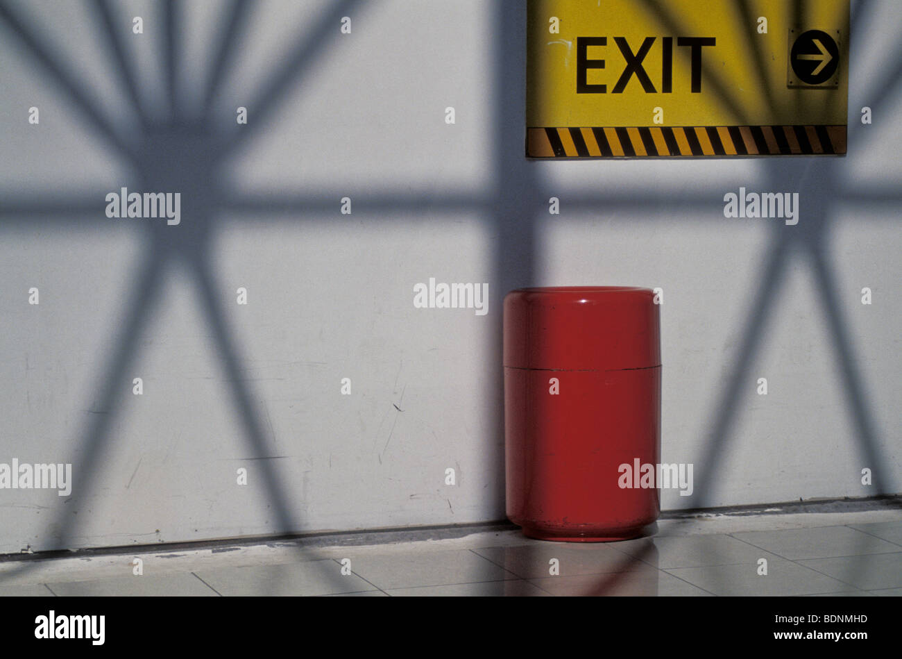 Airport passenger terminal hallway exit direction sign Stock Photo - Alamy
