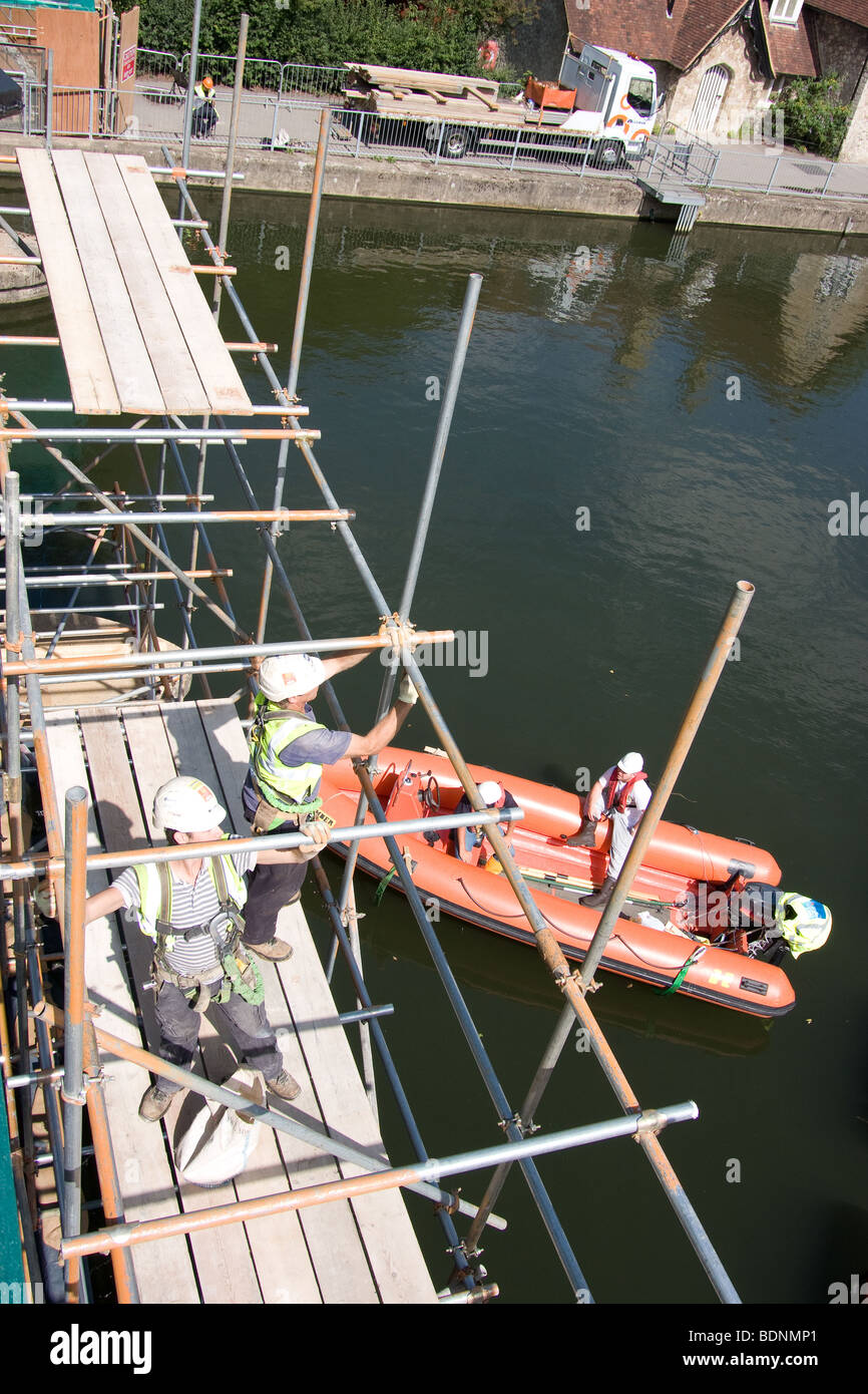 building scaffold scaffolding site construction rig workers Stock Photo ...
