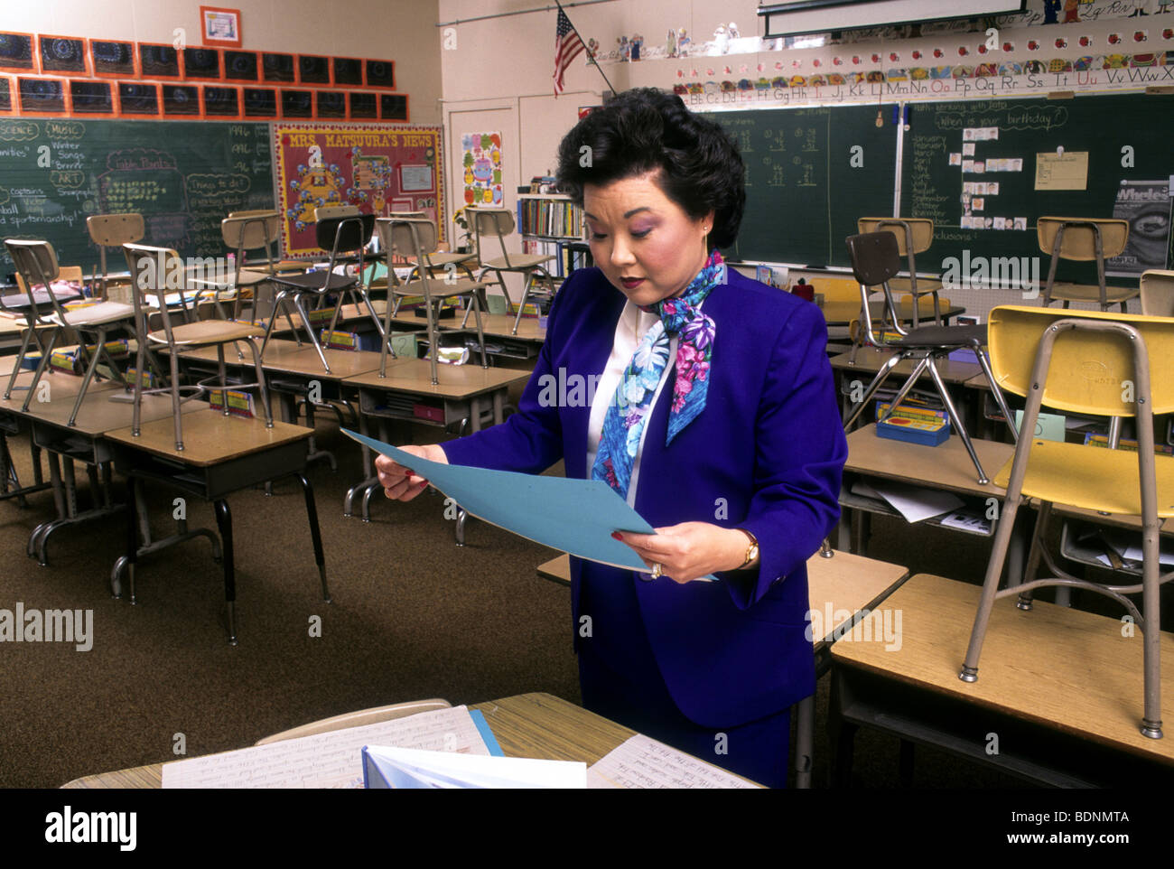 prepare evaluate grade judge select study review empty classroom Stock ...