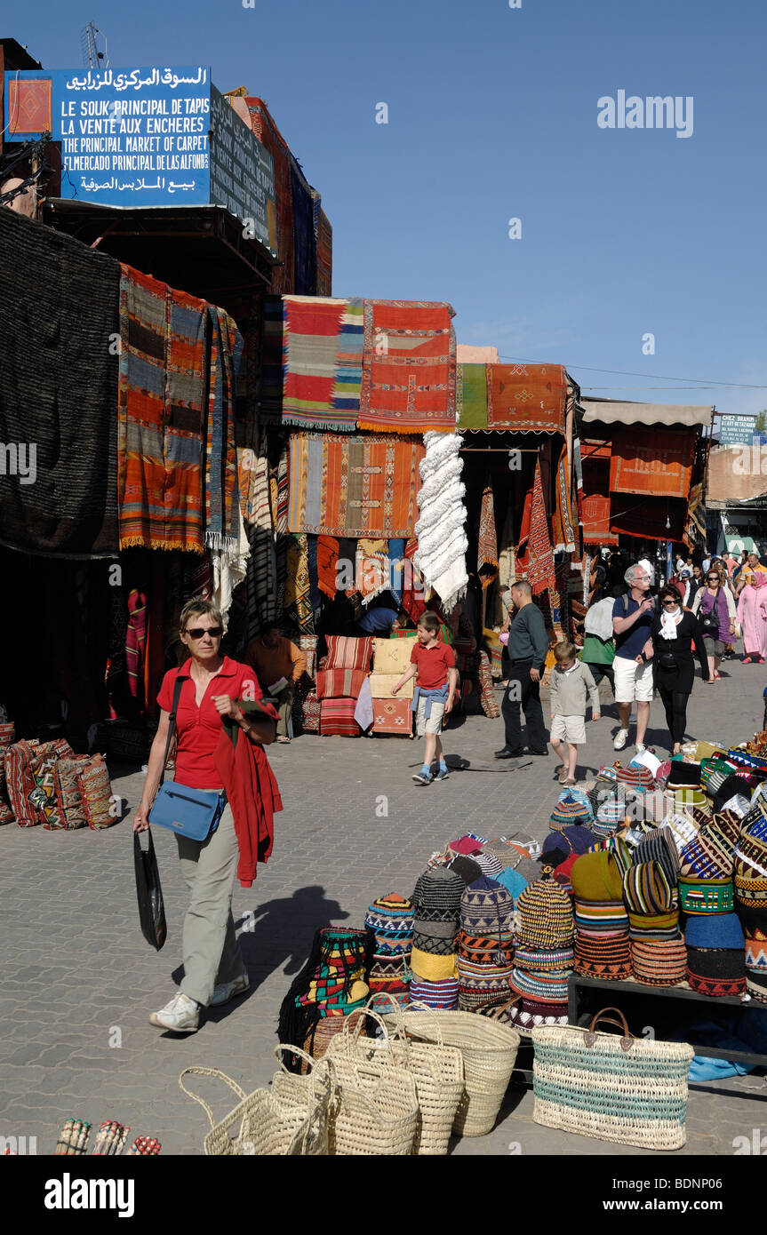 The bazaar walk hi-res stock photography and images - Alamy