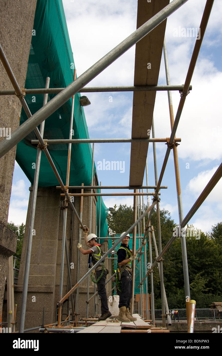 building scaffold scaffolding site construction rig workers Stock Photo ...