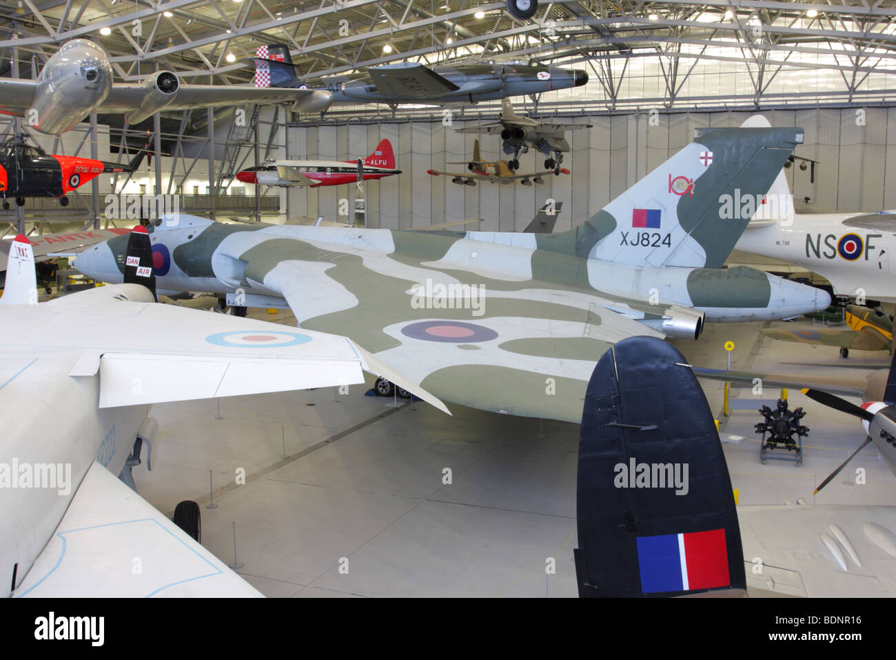 Vulcan bomber blue steel hi-res stock photography and images - Alamy