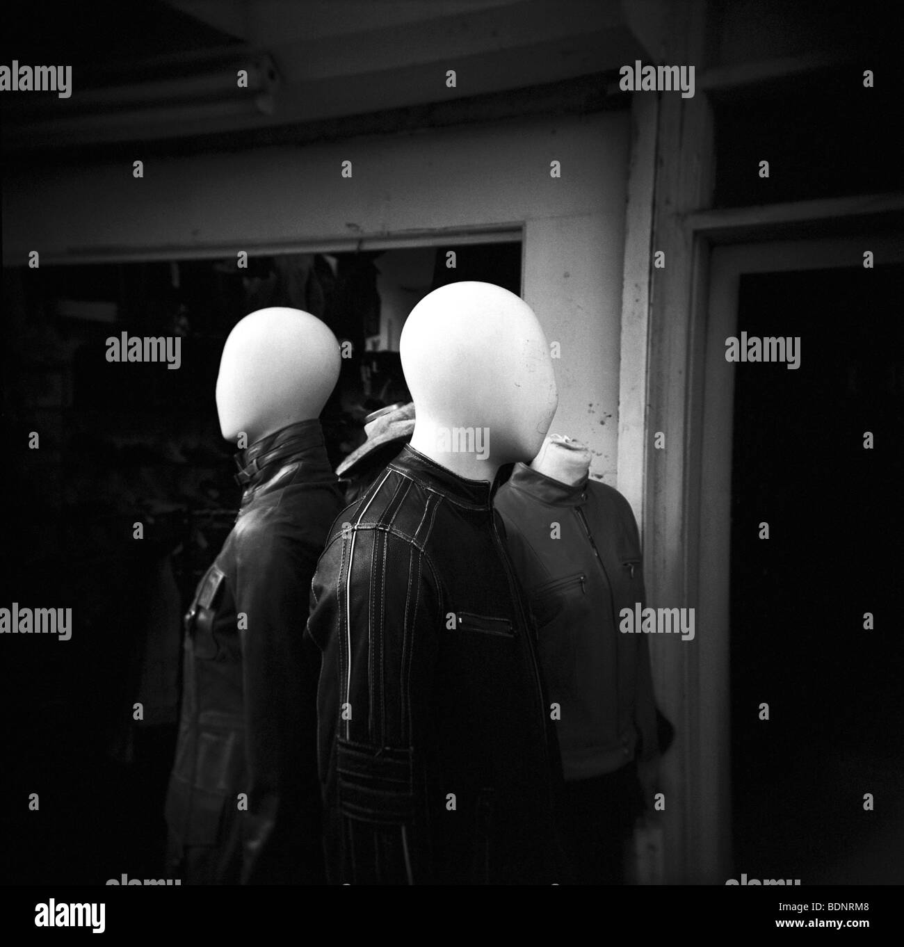 Scary dummies hi-res stock photography and images - Alamy