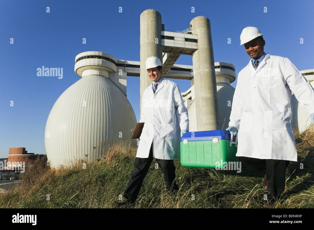 Sample container hi-res stock photography and images - Alamy