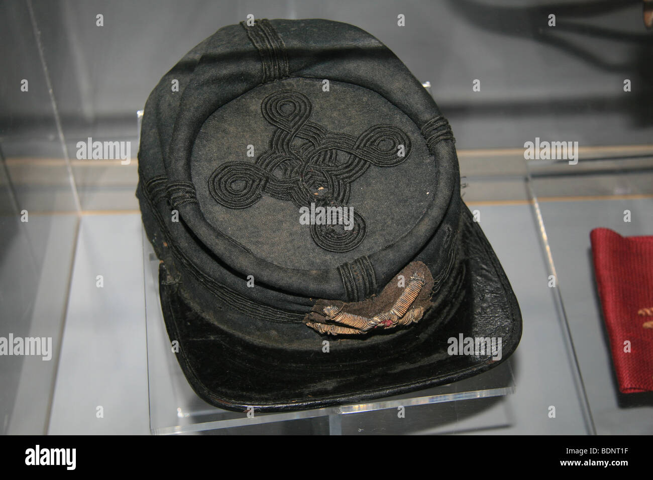 Civil war union soldier hat hi-res stock photography and images - Alamy