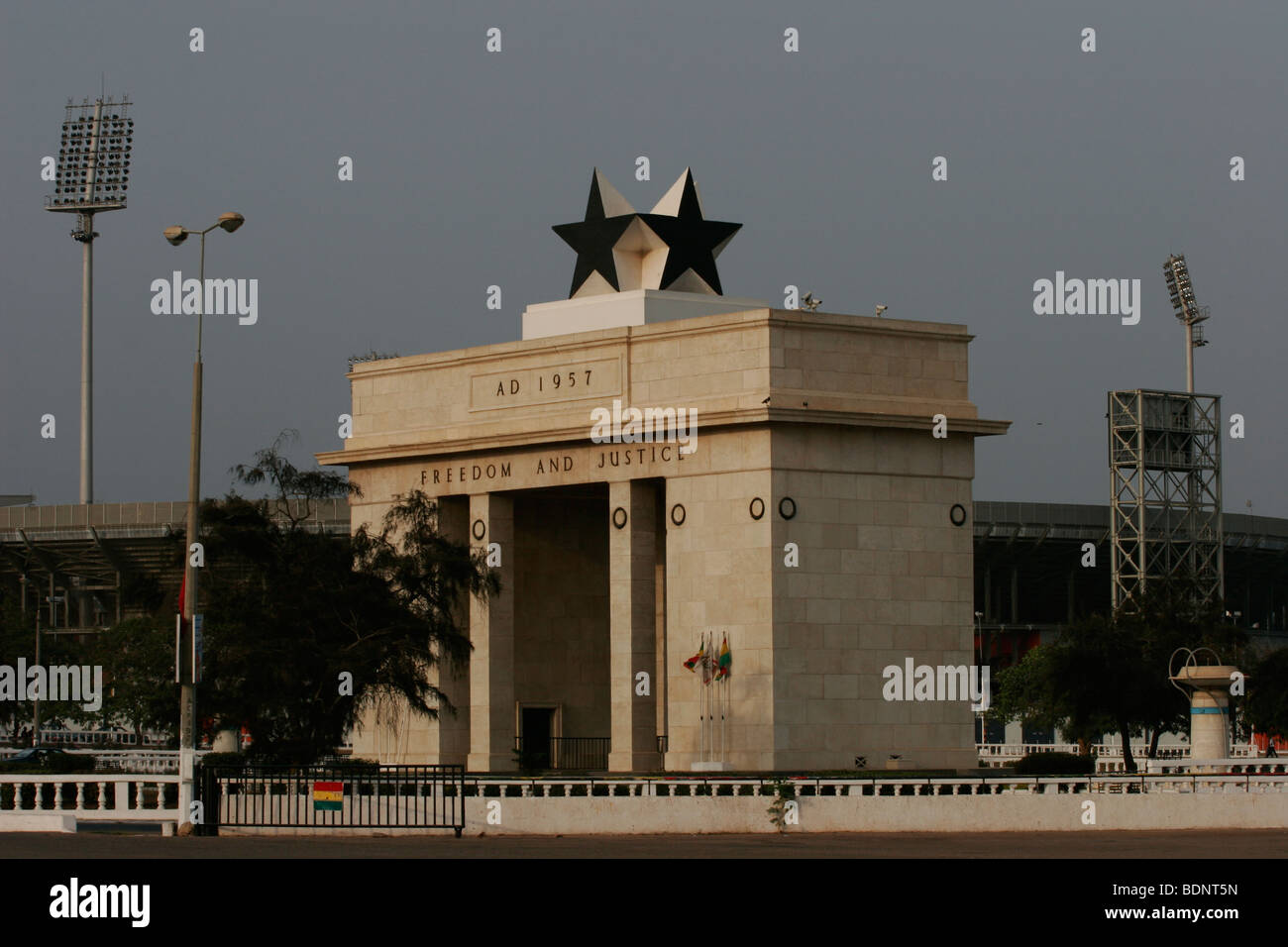 Ghana independence arch hi-res stock photography and images - Alamy
