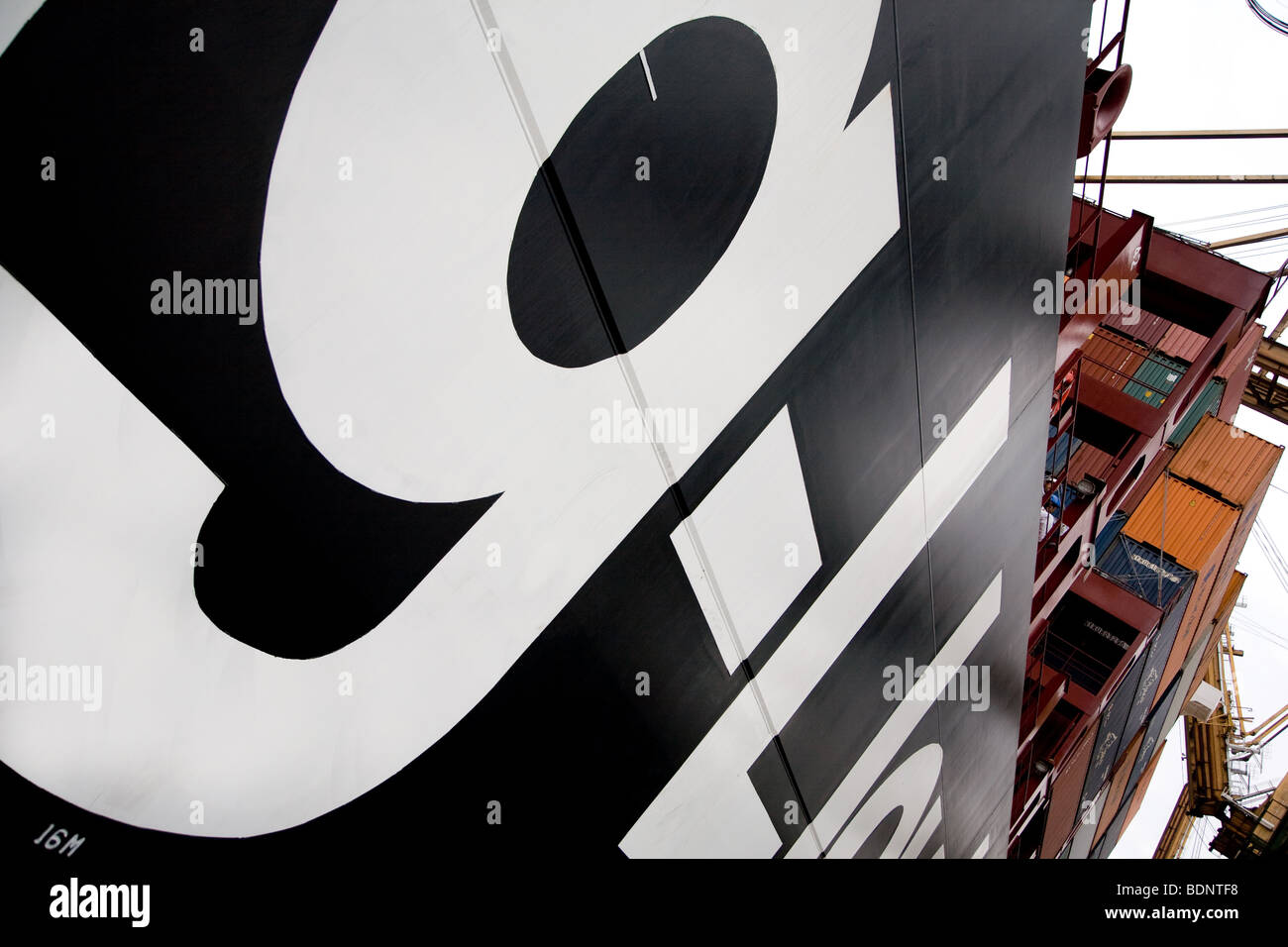 Hapag lloyd logo hi-res stock photography and images - Alamy