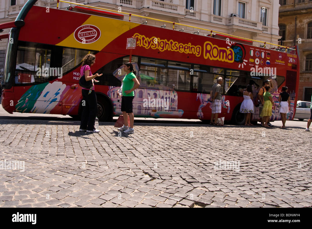 Tour of rome hi-res stock photography and images - Alamy