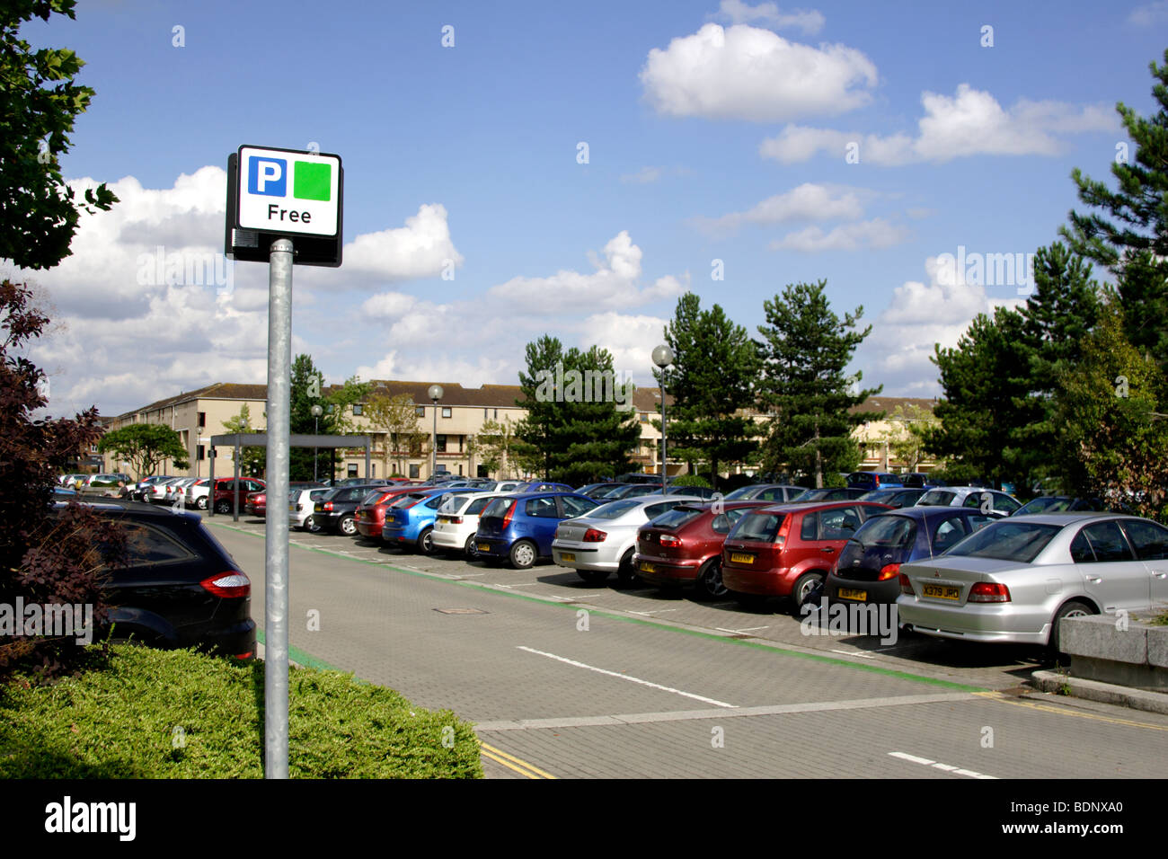 Car park milton keynes hi-res stock photography and images - Alamy