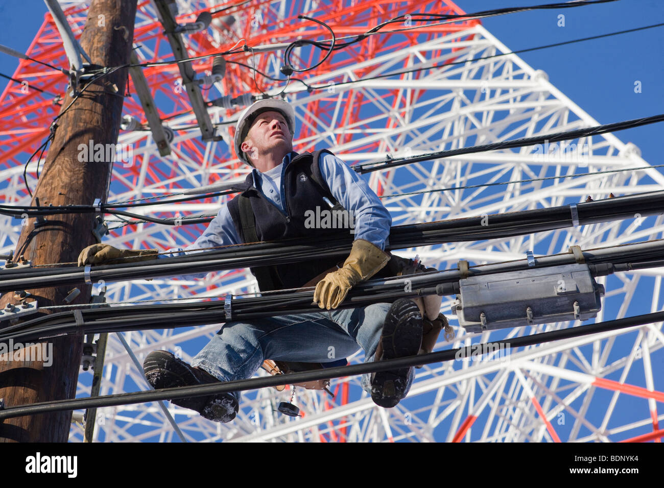 Power Lineman High Resolution Stock Photography and Images - Alamy