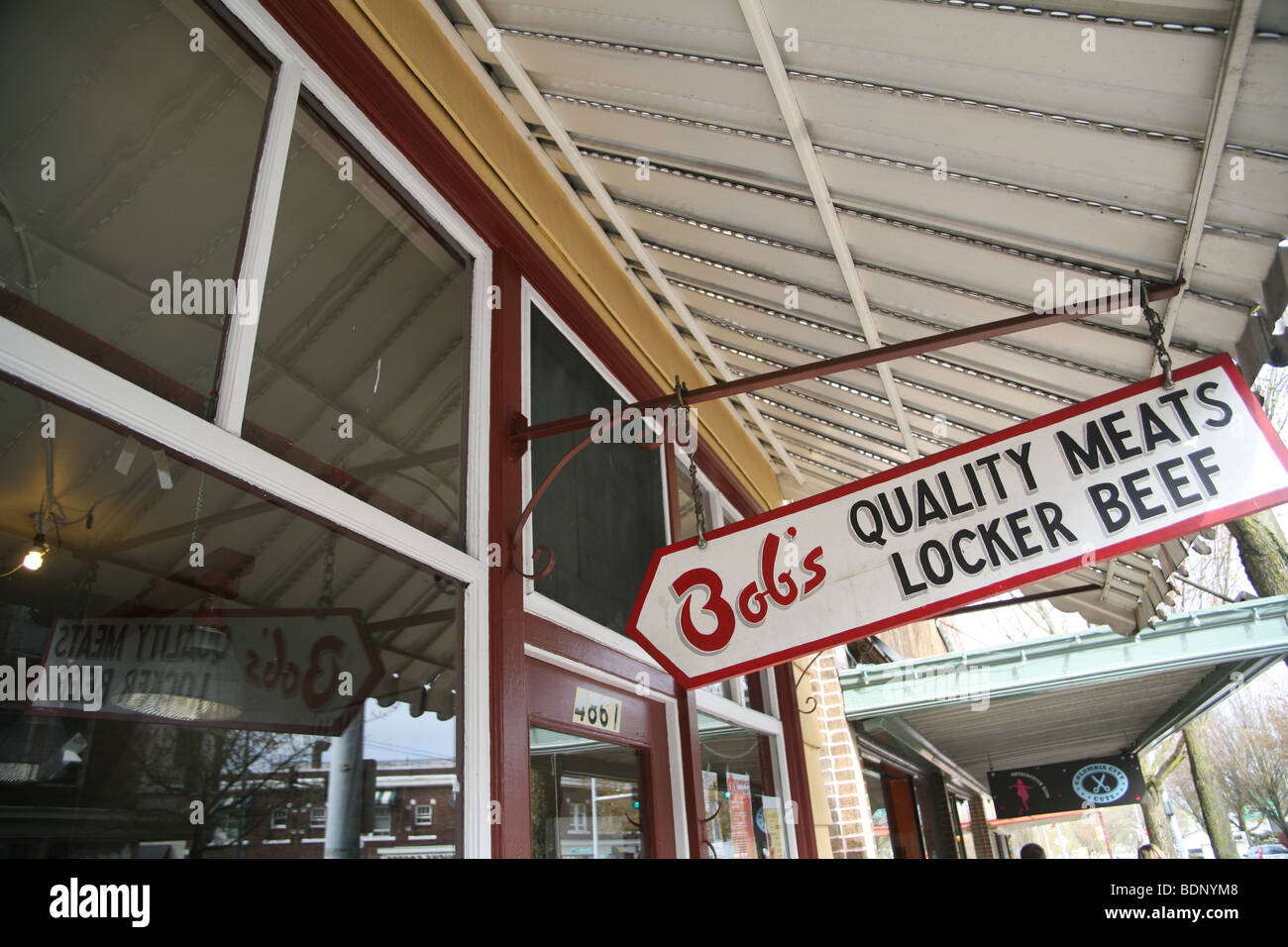 Old Fashioned Butcher Shop High Resolution Stock Photography and Images ...