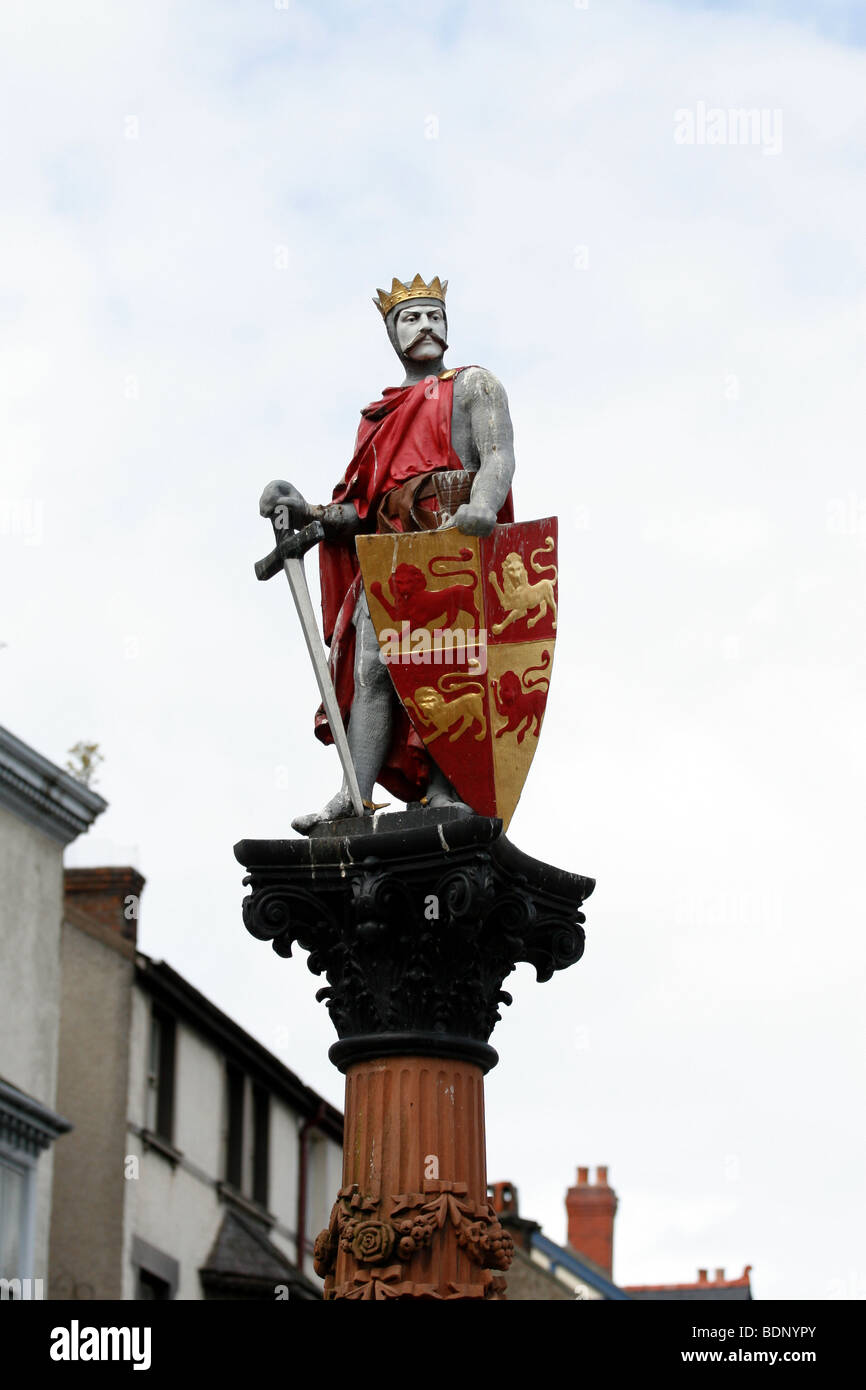 Knight square hi-res stock photography and images - Alamy