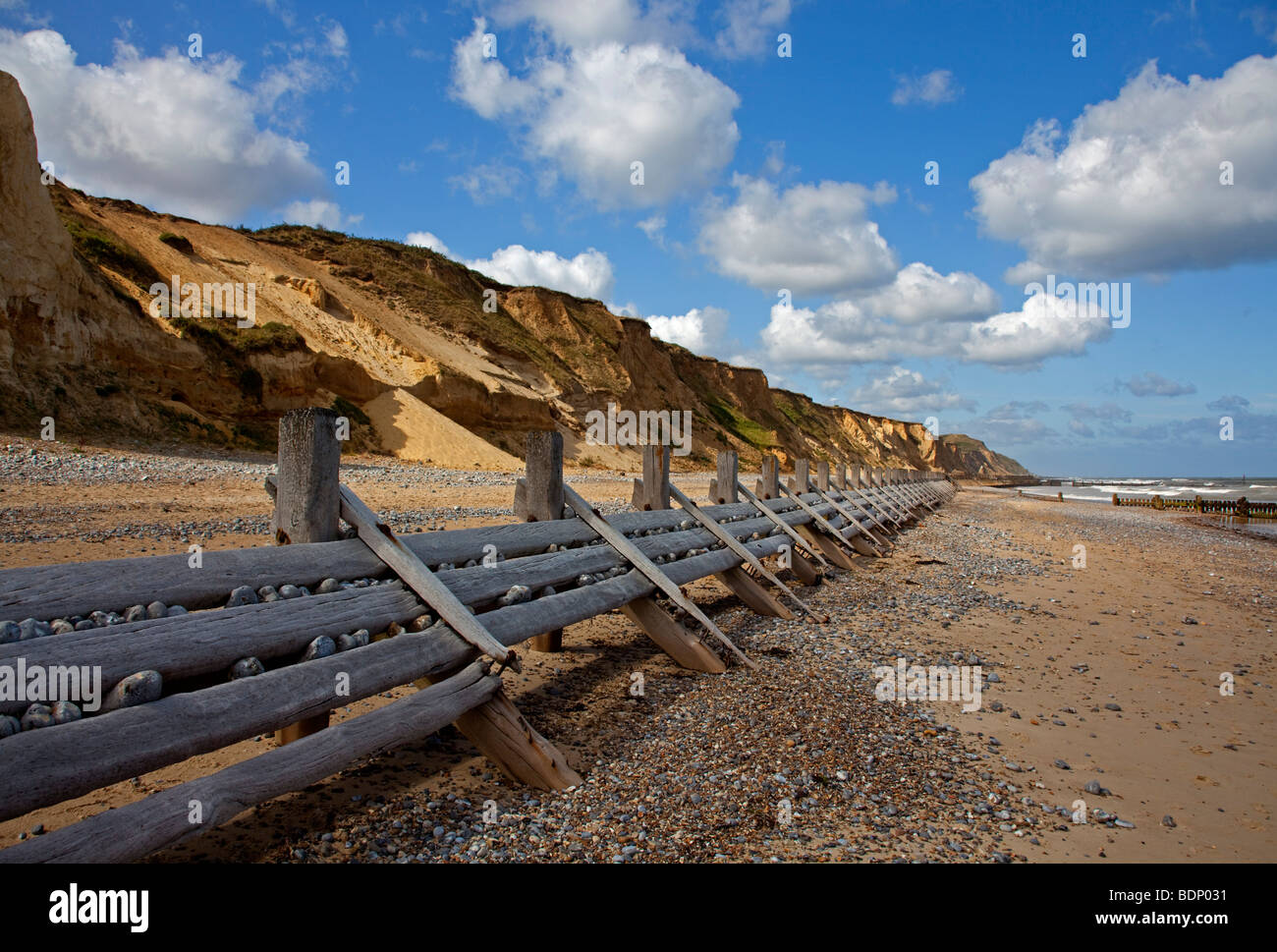 Old coastal sea defences hi-res stock photography and images - Alamy