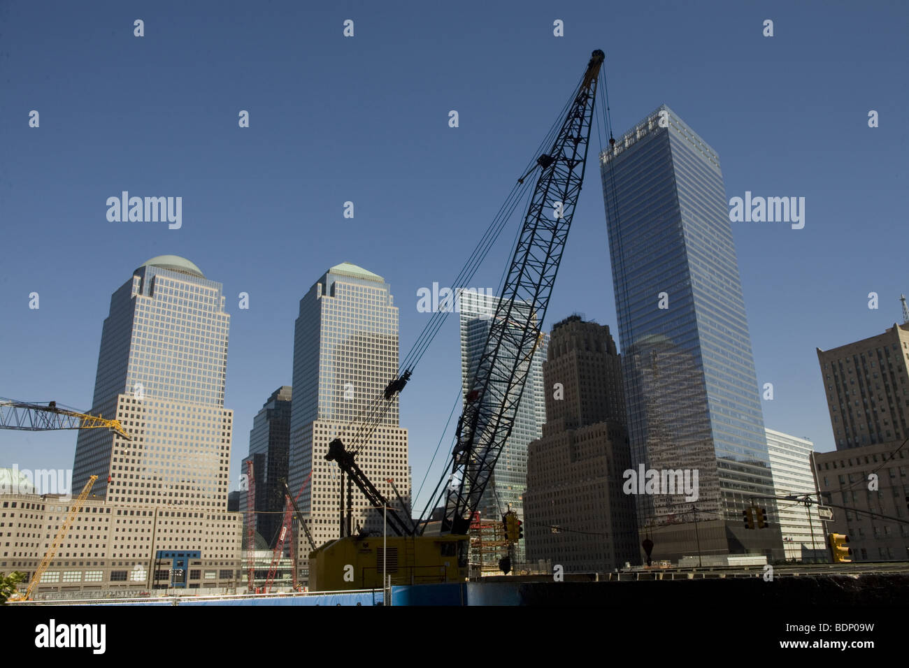 World financial center construction site crane ground zero hi-res stock ...