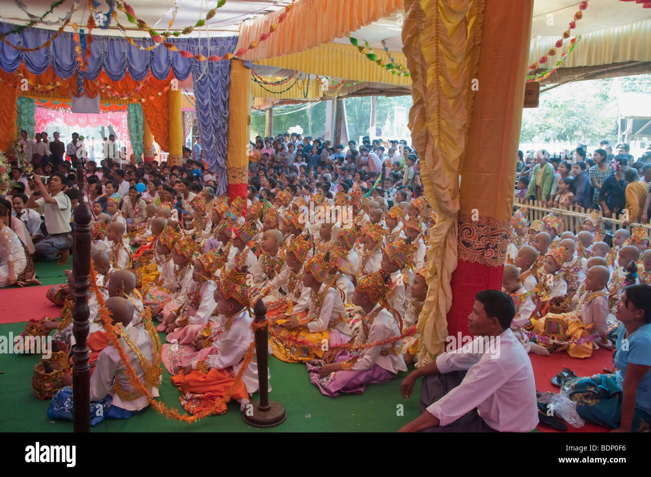 Initiation Ceremony Stock Photos & Initiation Ceremony Stock Images - Alamy