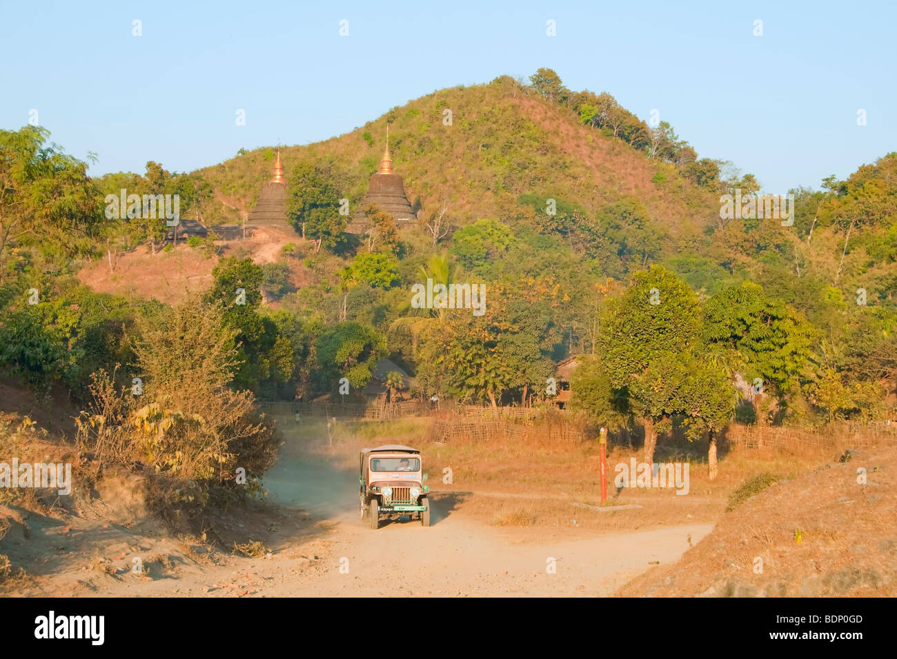 Myanmar vehicle hi-res stock photography and images - Alamy