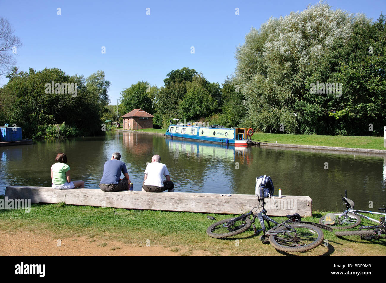 Aldermaston Lock, Kennet & Avon Canal, Aldermaston Wharf, Berkshire ...