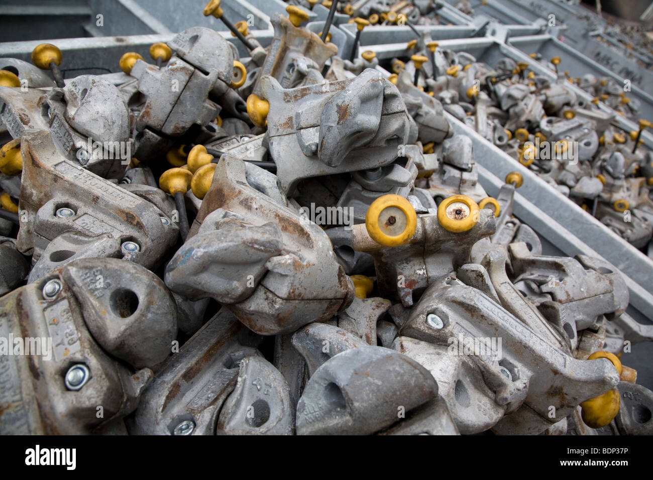 container clamps teu teus fixing fixings storage Stock Photo - Alamy