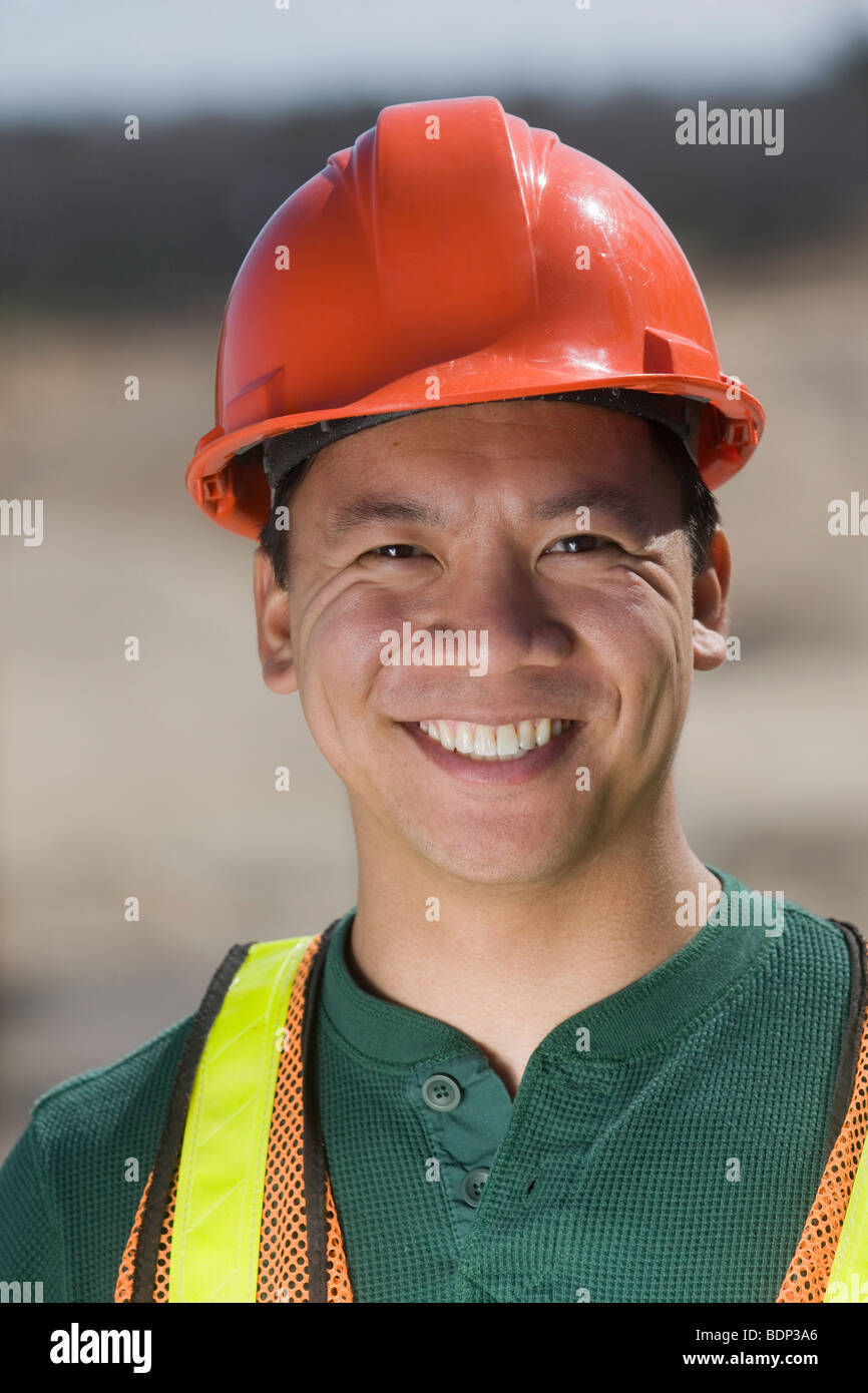 Filipino engineer hi-res stock photography and images - Alamy